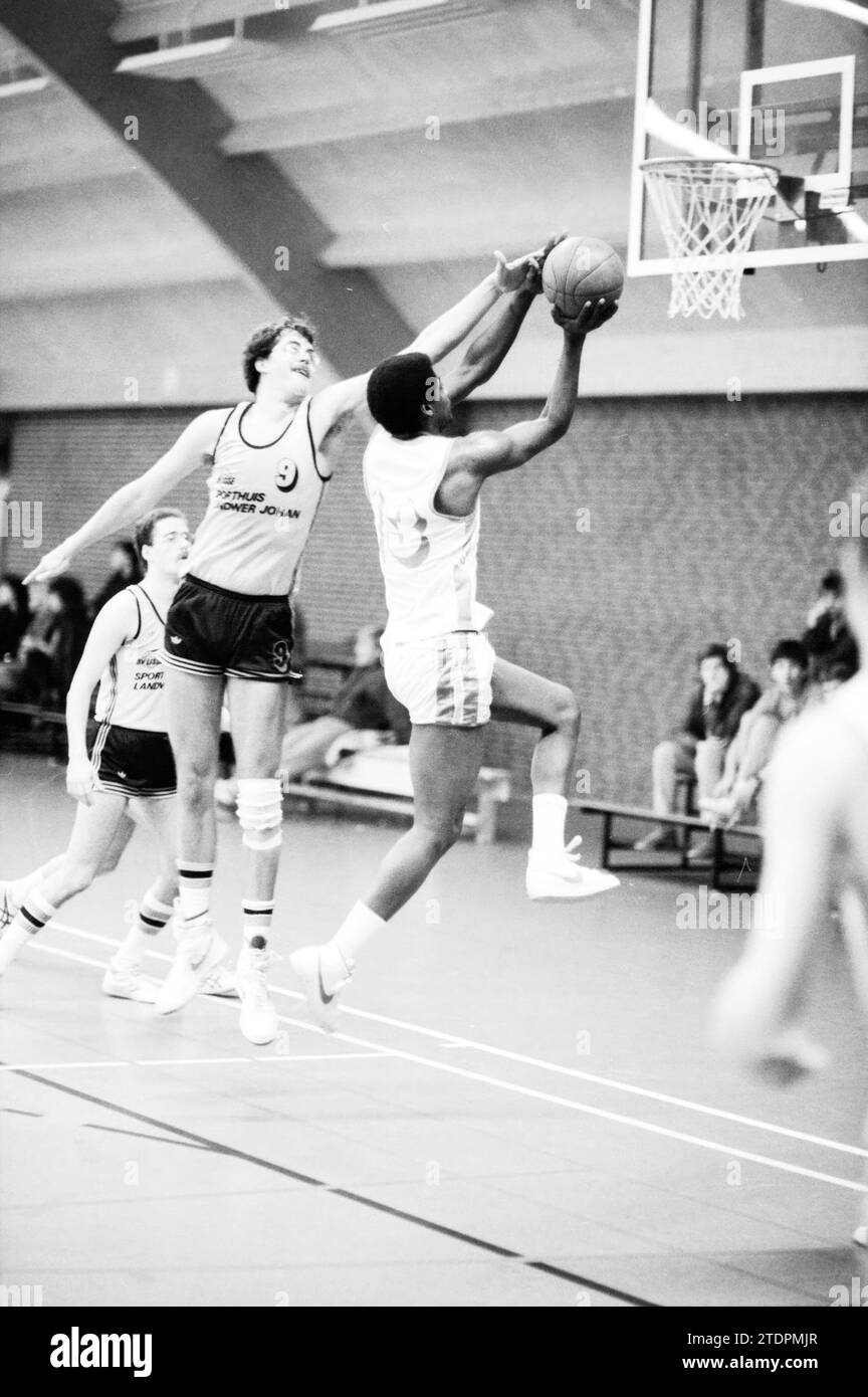 Basketball match kinheim hi-res stock photography and images - Alamy