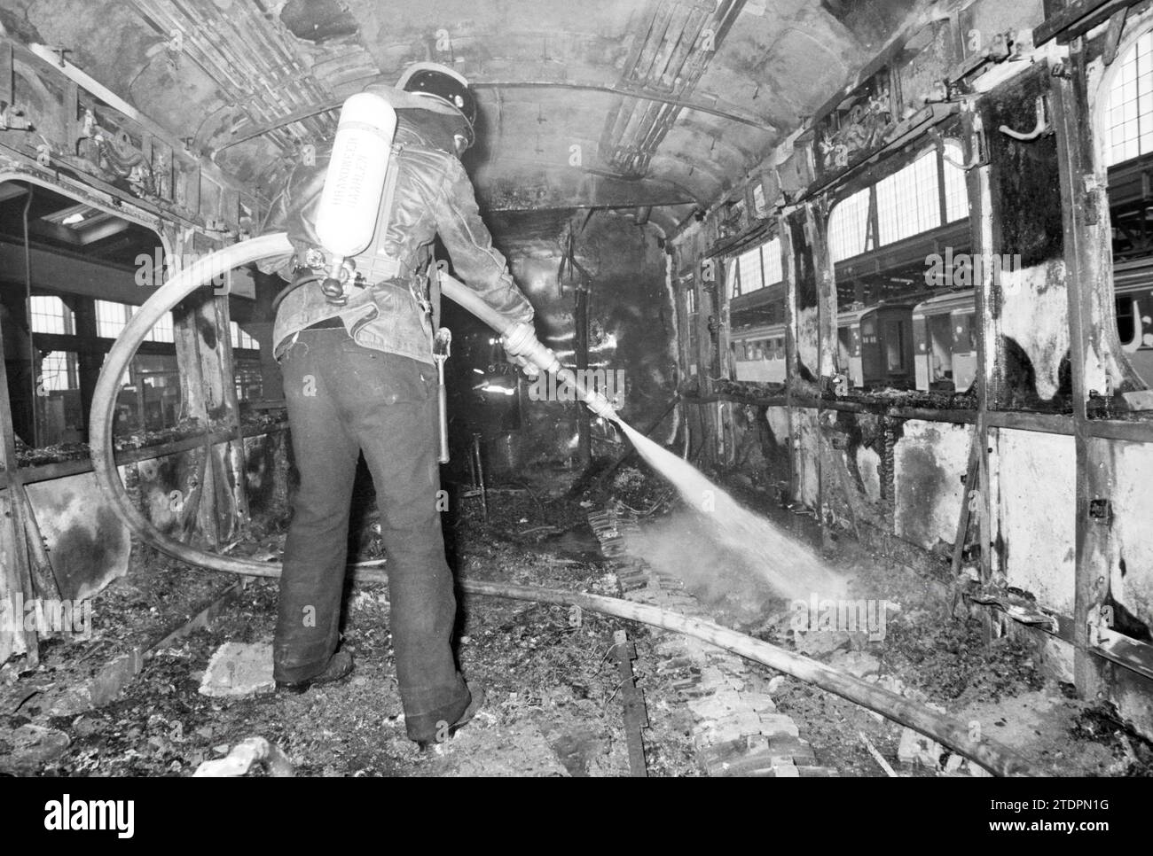 Burned out train workshop NS, Fires, fire brigade, Railways, 22-04-1987 ...