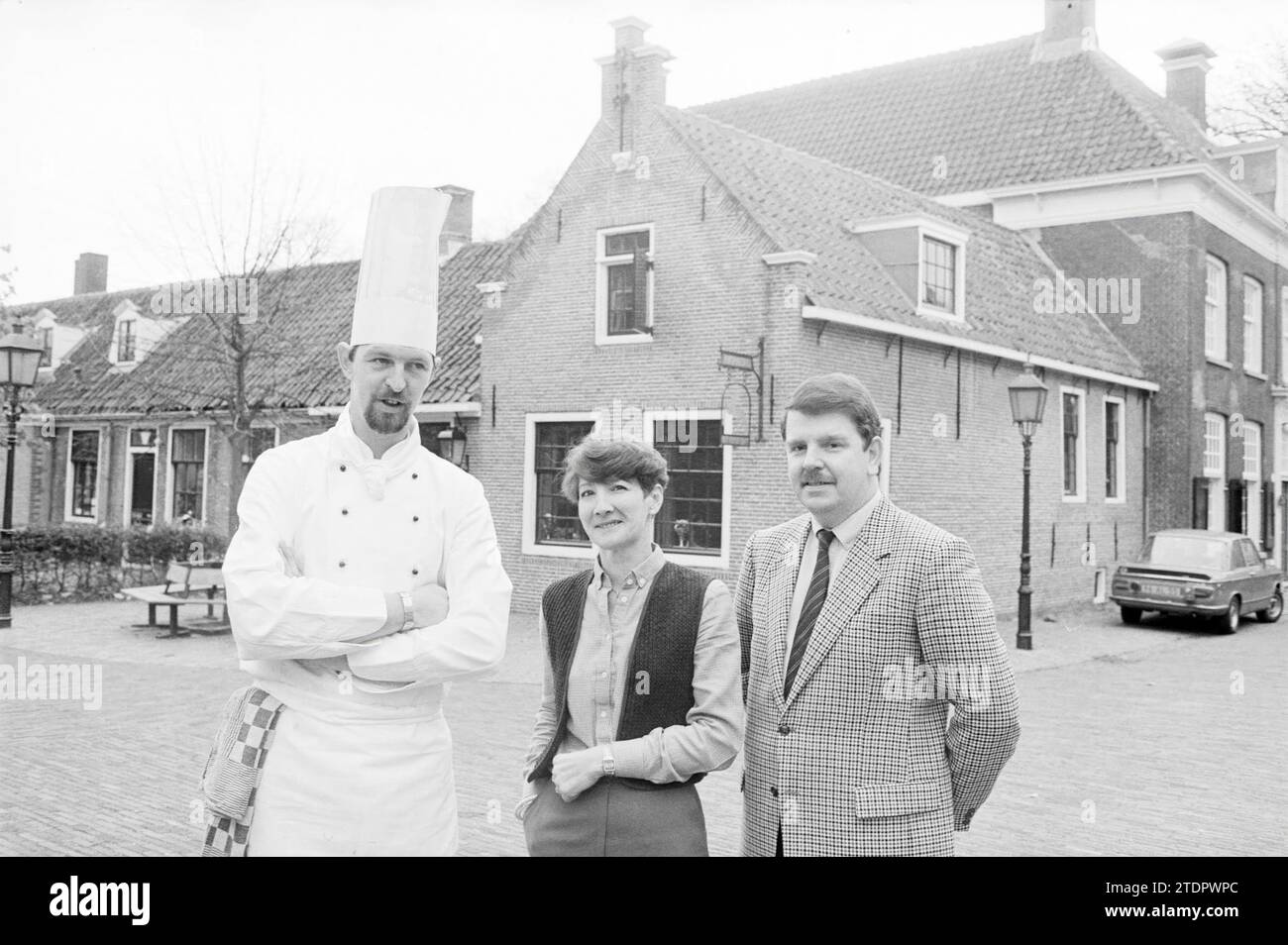 Owners and the cook of the Roode Hert in the village of Velsen ...