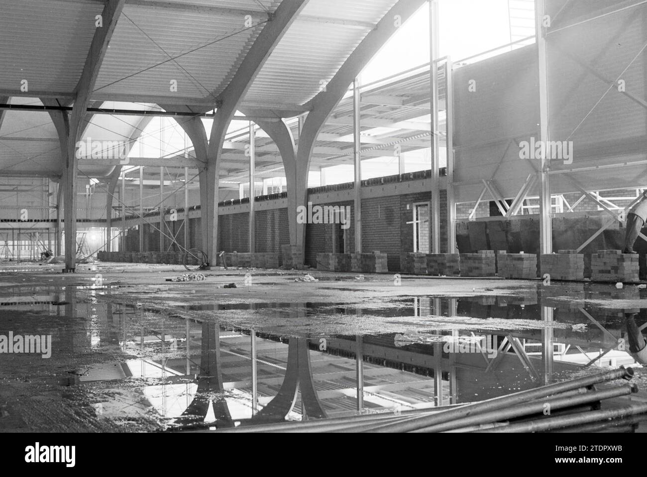 Interior cios hall under construction hi-res stock photography and ...