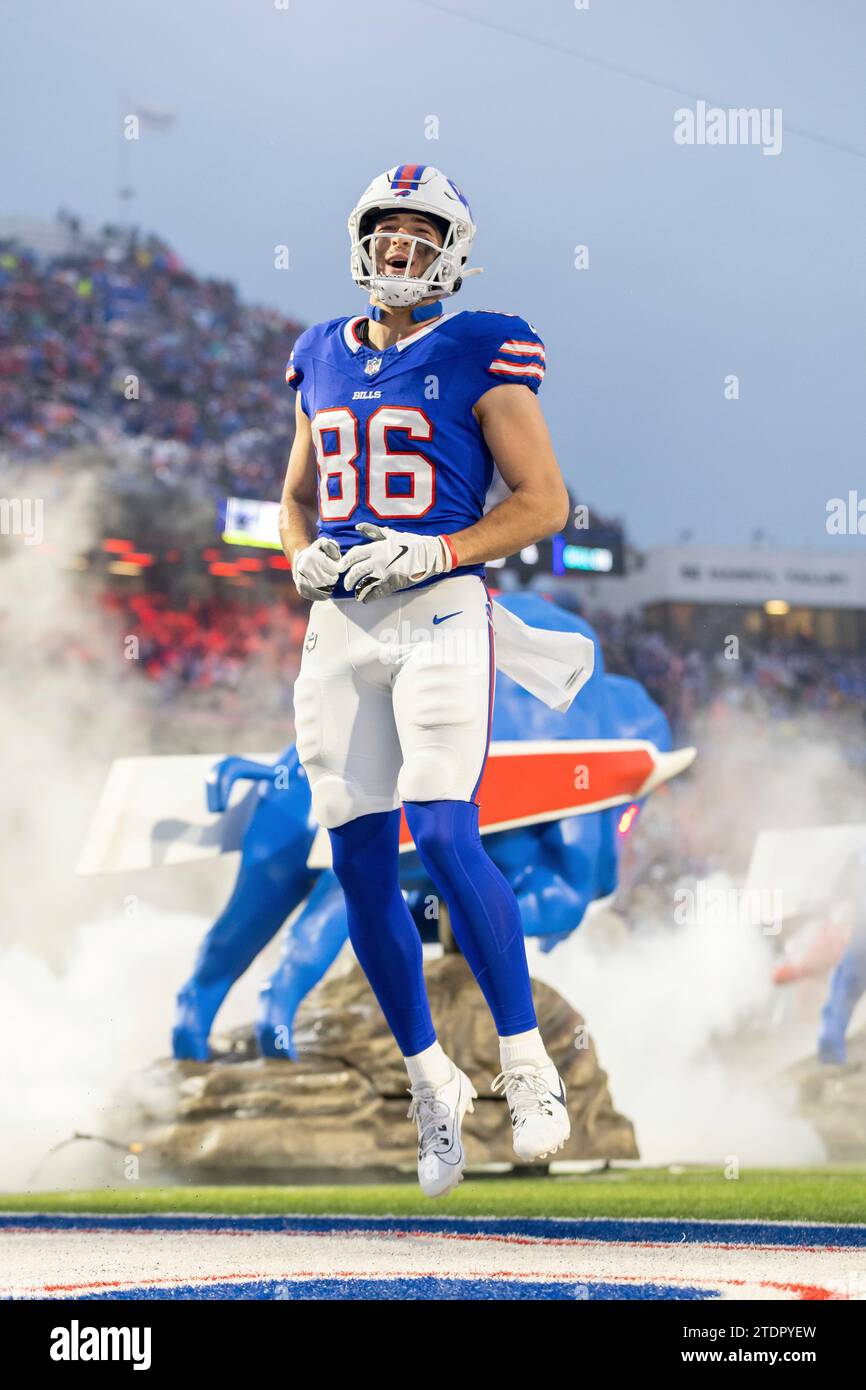 Buffalo Bills tight end Dalton Kincaid (86) enters the field during ...