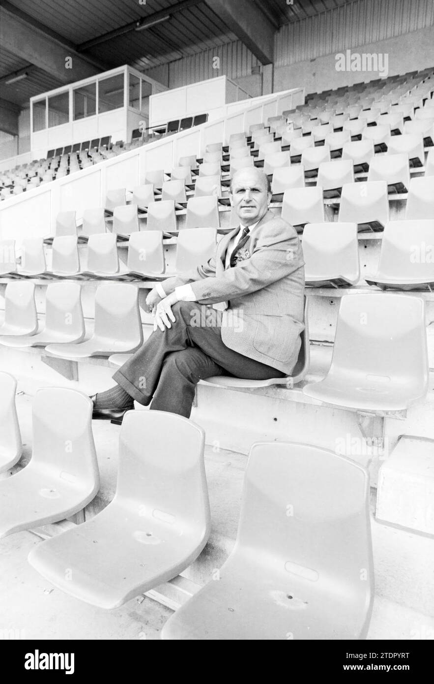 New hfc haarlem stand hi-res stock photography and images - Alamy