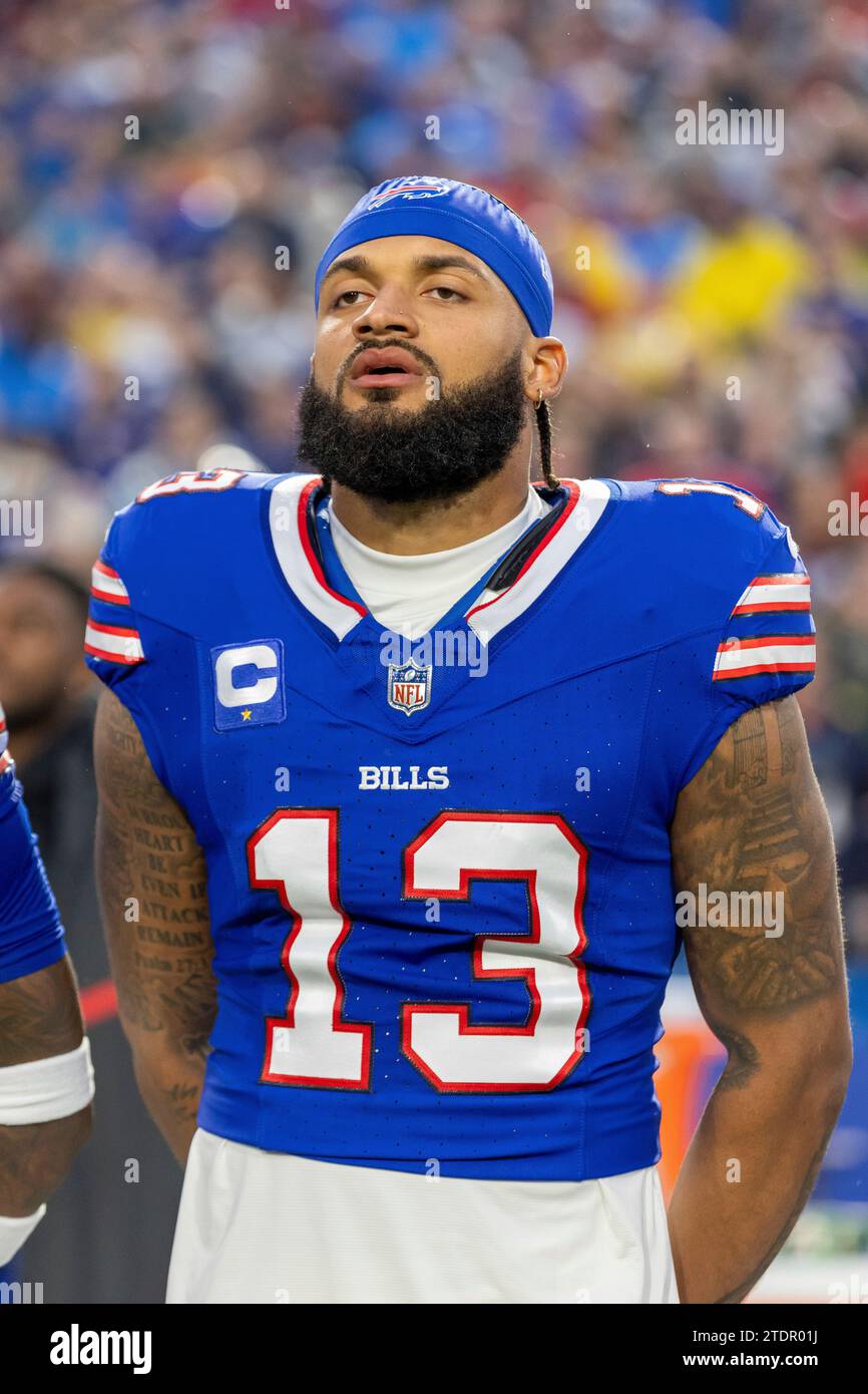 Buffalo Bills wide receiver Gabe Davis (13) stands for the National ...