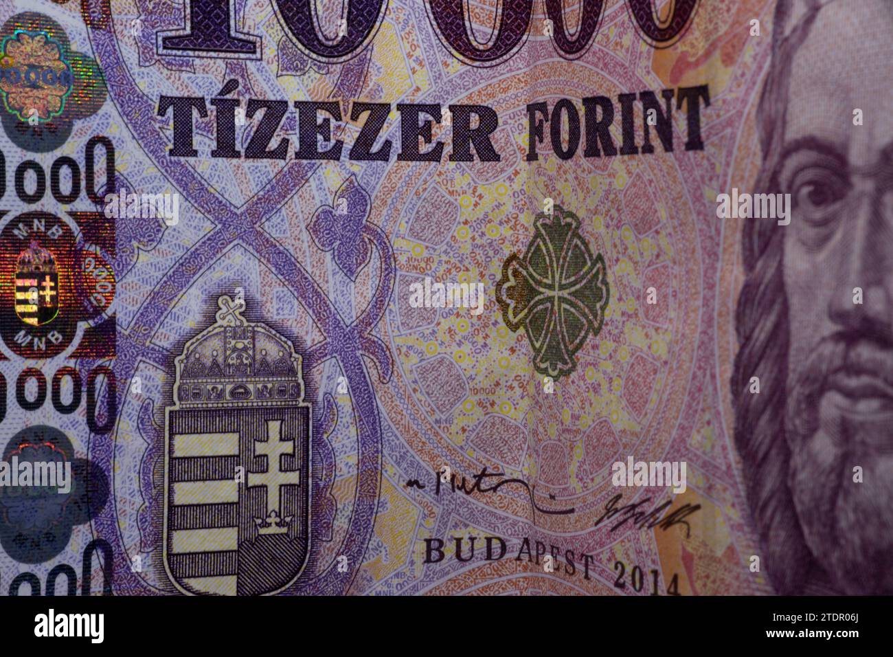 Banknotes of the hungarian forint hi-res stock photography and images ...