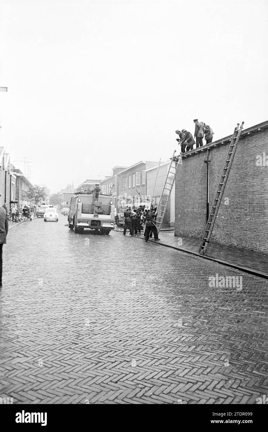 Stoelman paper factory fire hi-res stock photography and images - Alamy