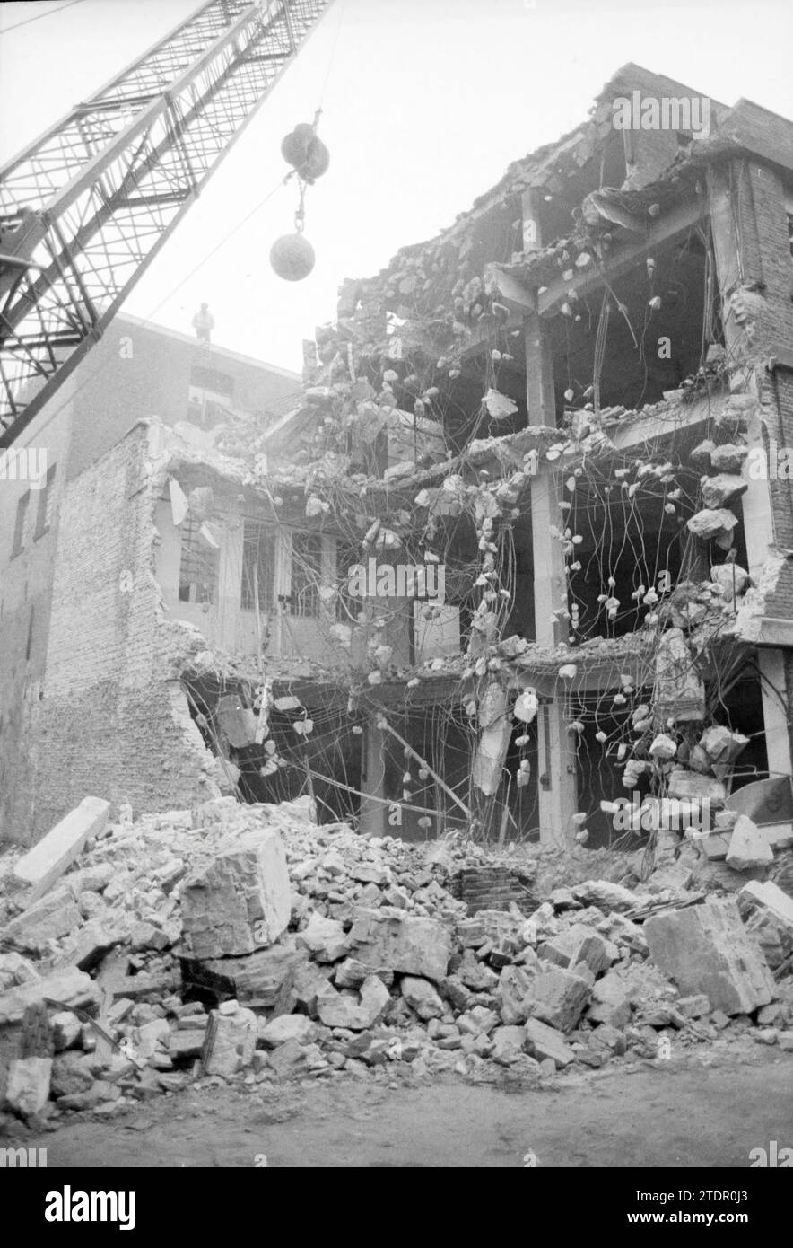 Demolition soap factory, Haarlem, Demolition, demolition, scrapyards ...