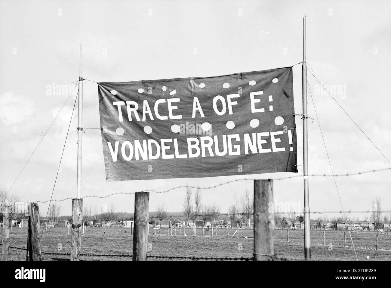 Vondel bridge no hi-res stock photography and images - Alamy