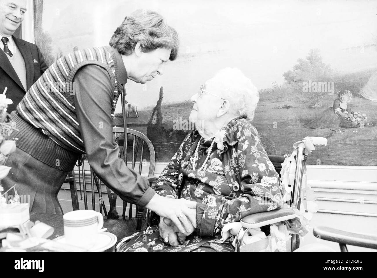 Mrs. Reehorst with 100 year old Mrs. Straw ribbon, Centenarians, one ...