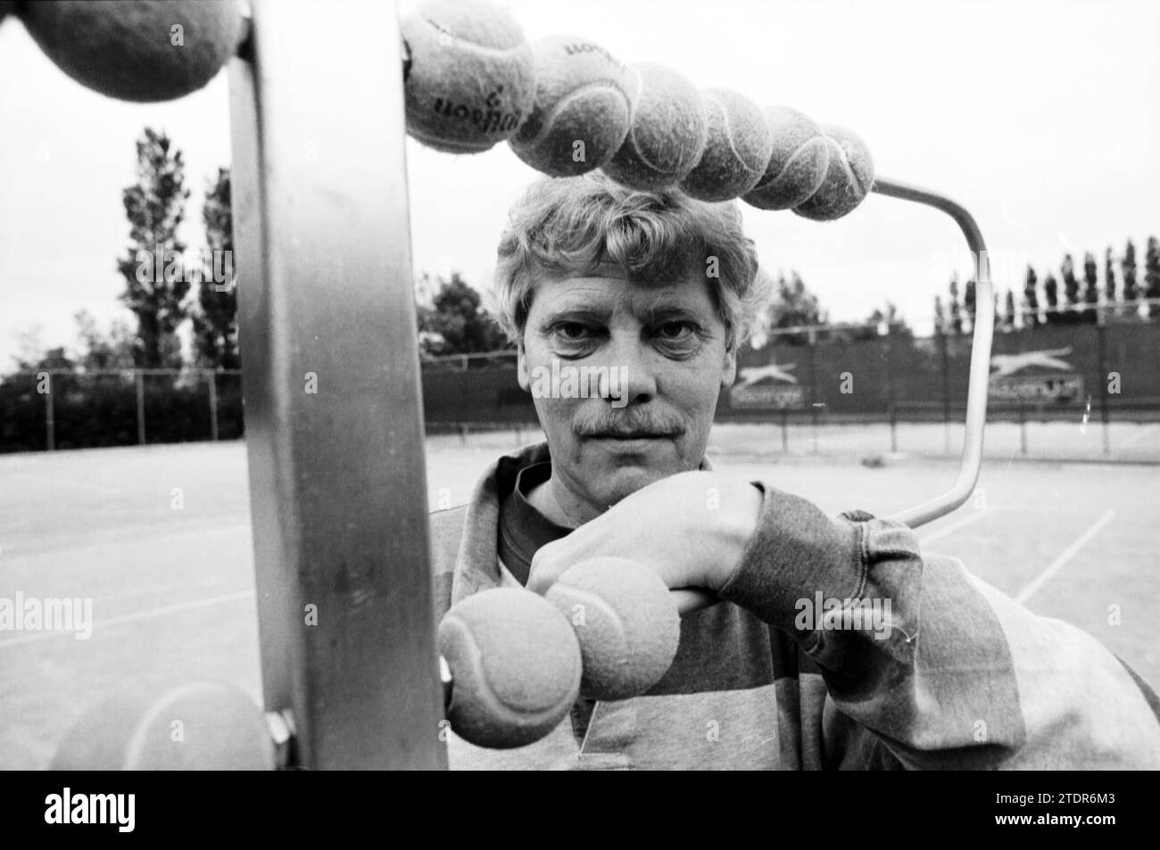 Wil Sleeman, tennis, Nieuwe Brug, 07-06-1994, Whizgle News from the ...