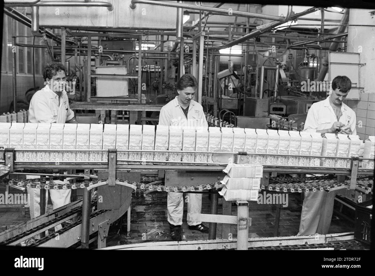 Milk factory, Velsen Nrd., Milk, milk traders, milkmen, Velsen-Noord ...