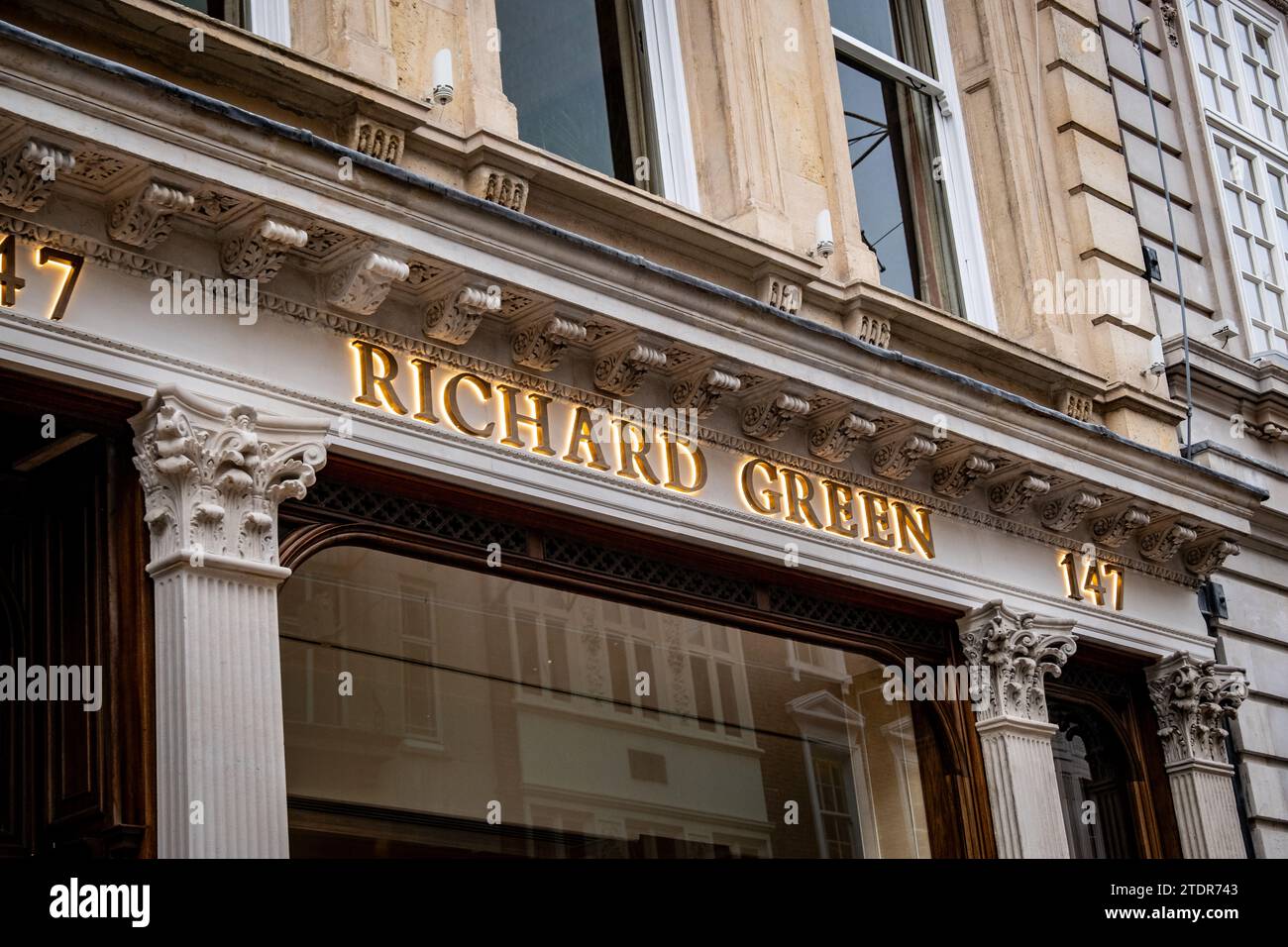 LONDON- DECEMBER 14, 2023: Richard Green on Bond Streetm Mayfair ...