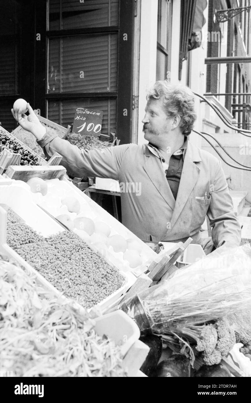 Toon labes vegetable man adam hi-res stock photography and images - Alamy