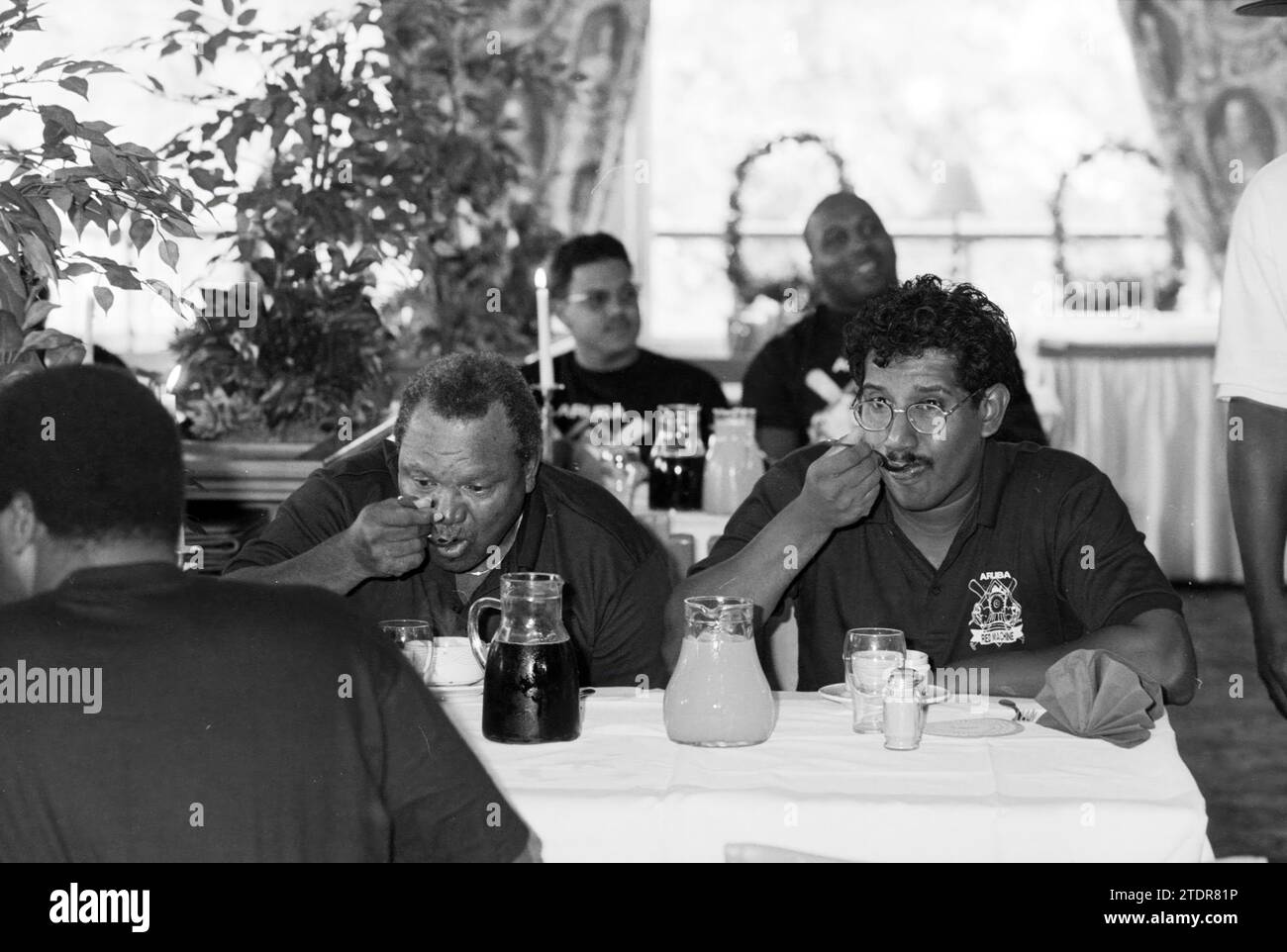 Aruba baseball team dinner hi-res stock photography and images - Alamy