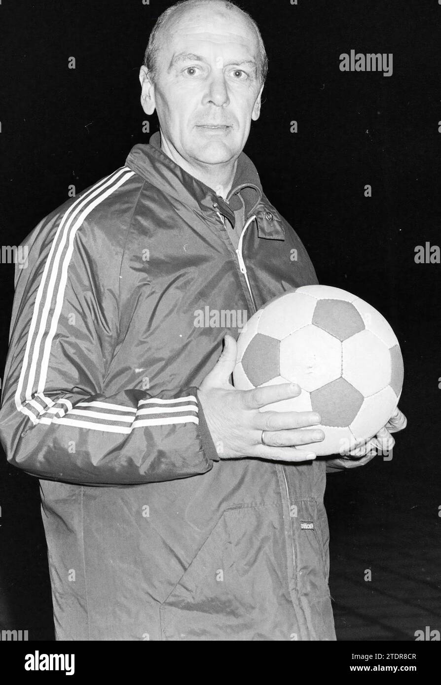 17 03 1983 hi-res stock photography and images - Alamy