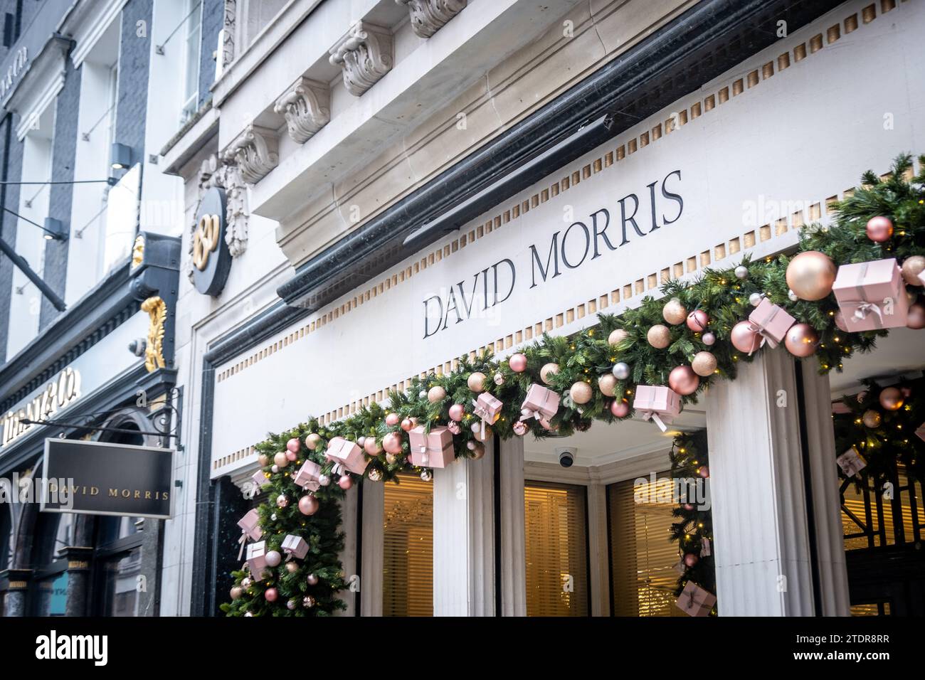 David morris hi-res stock photography and images - Alamy