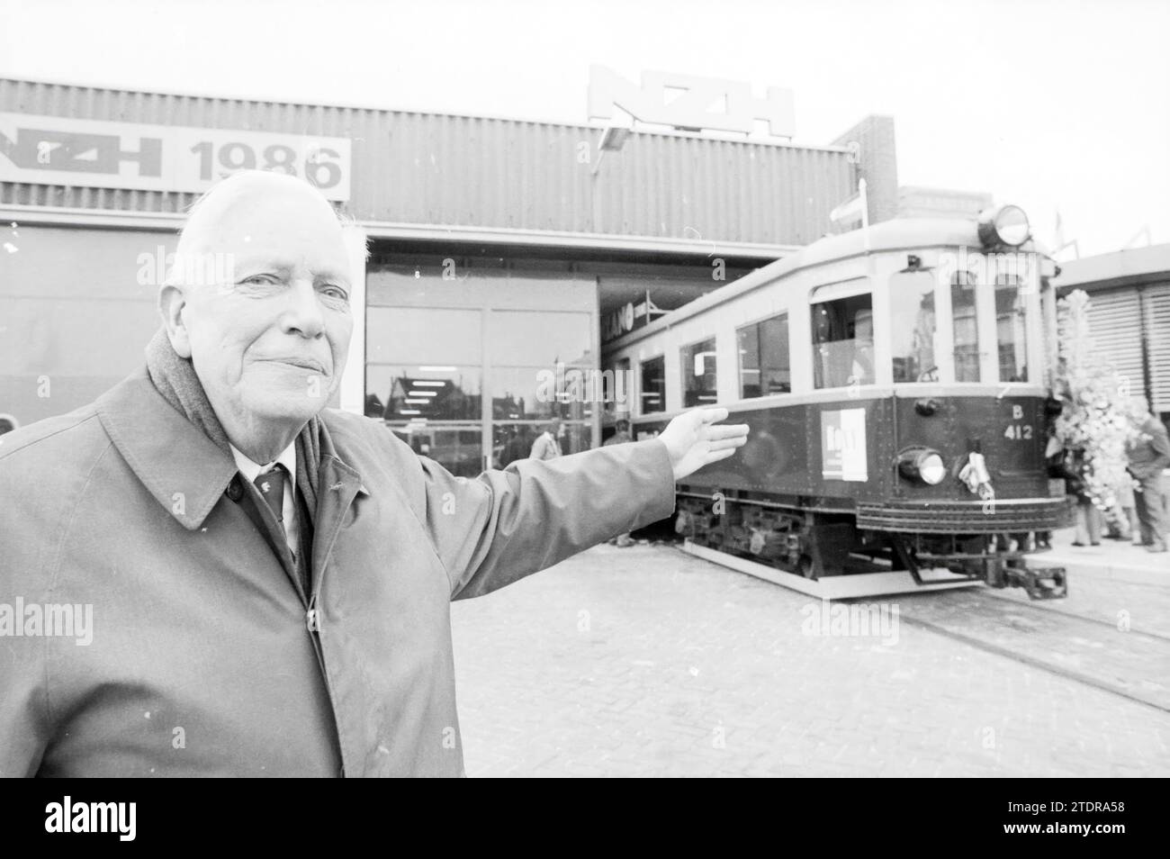 Opening nzh museum hi-res stock photography and images - Alamy