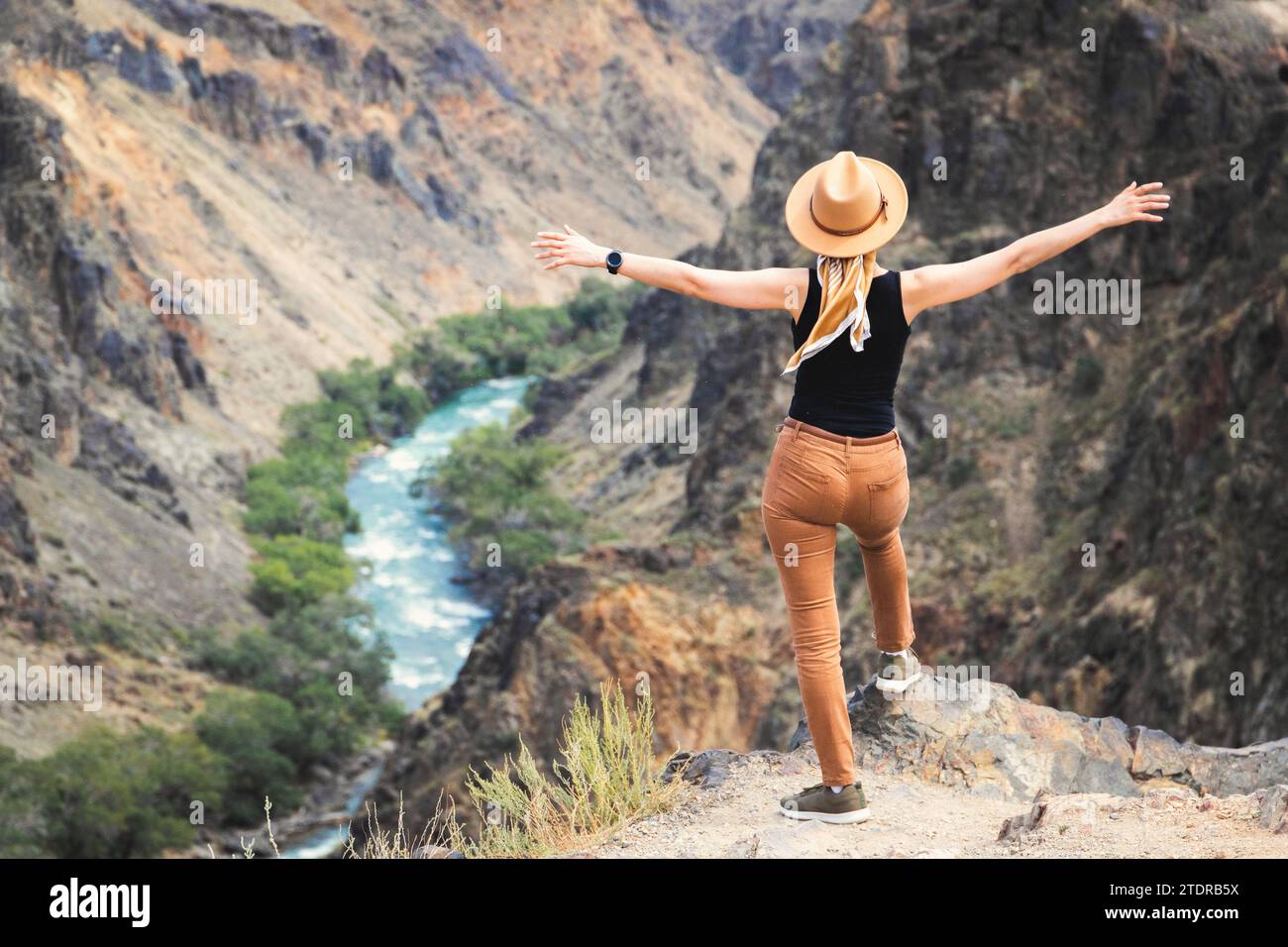 Tourist trip to the amazing natural picturesque places of Central Asia ...