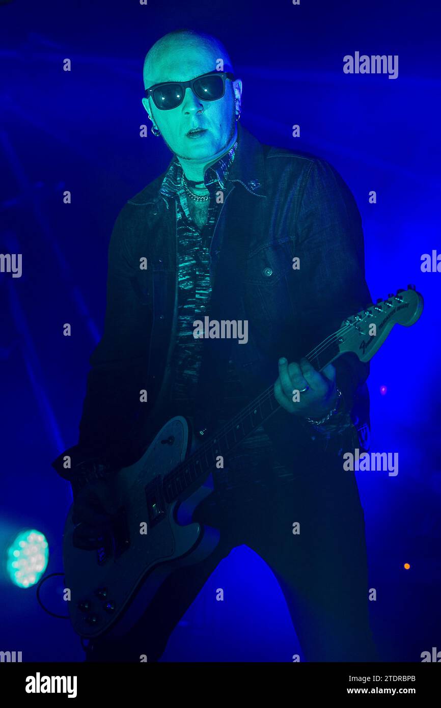 The english band sisters of Mercy en concert a l'AB | Le groupe anglais ...
