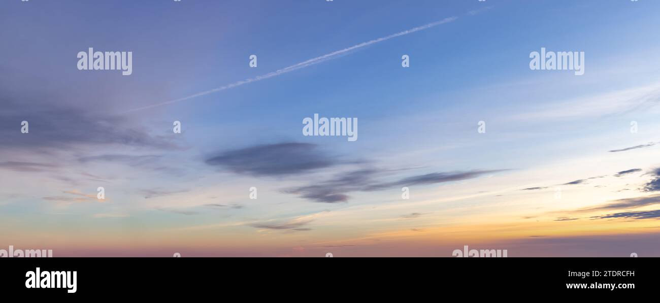 Everning sky hi-res stock photography and images - Alamy