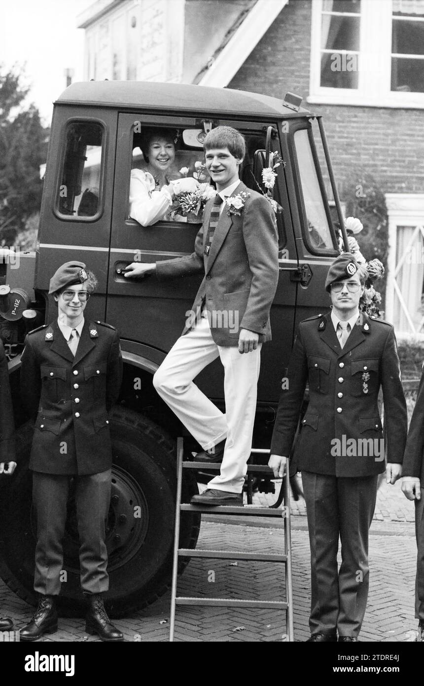 4 tonner hi-res stock photography and images - Alamy