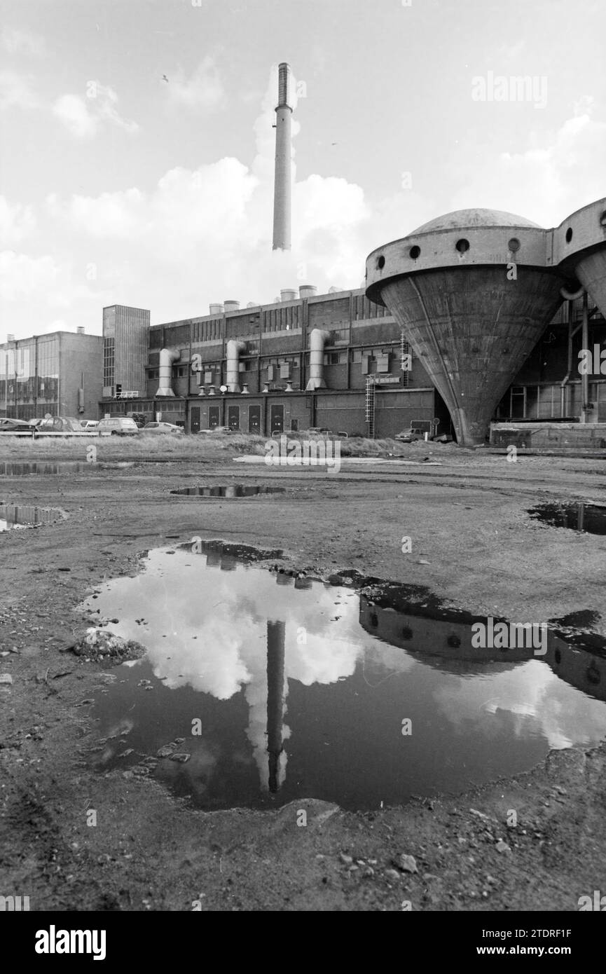 Van Gelder paper: atmospheric photos of company Velsen-n, Van Gelder ...