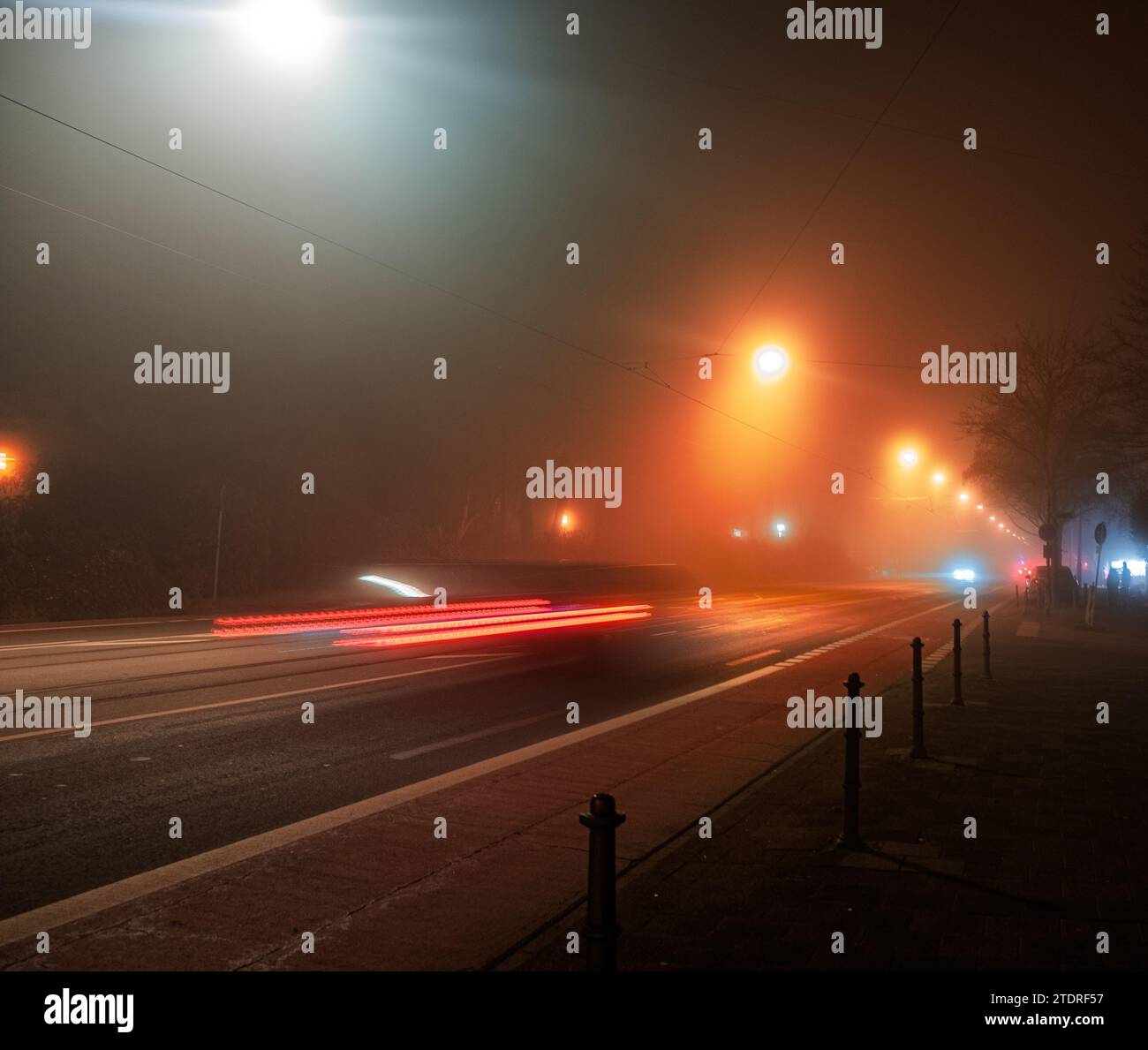 Long exposure car hi-res stock photography and images - Alamy