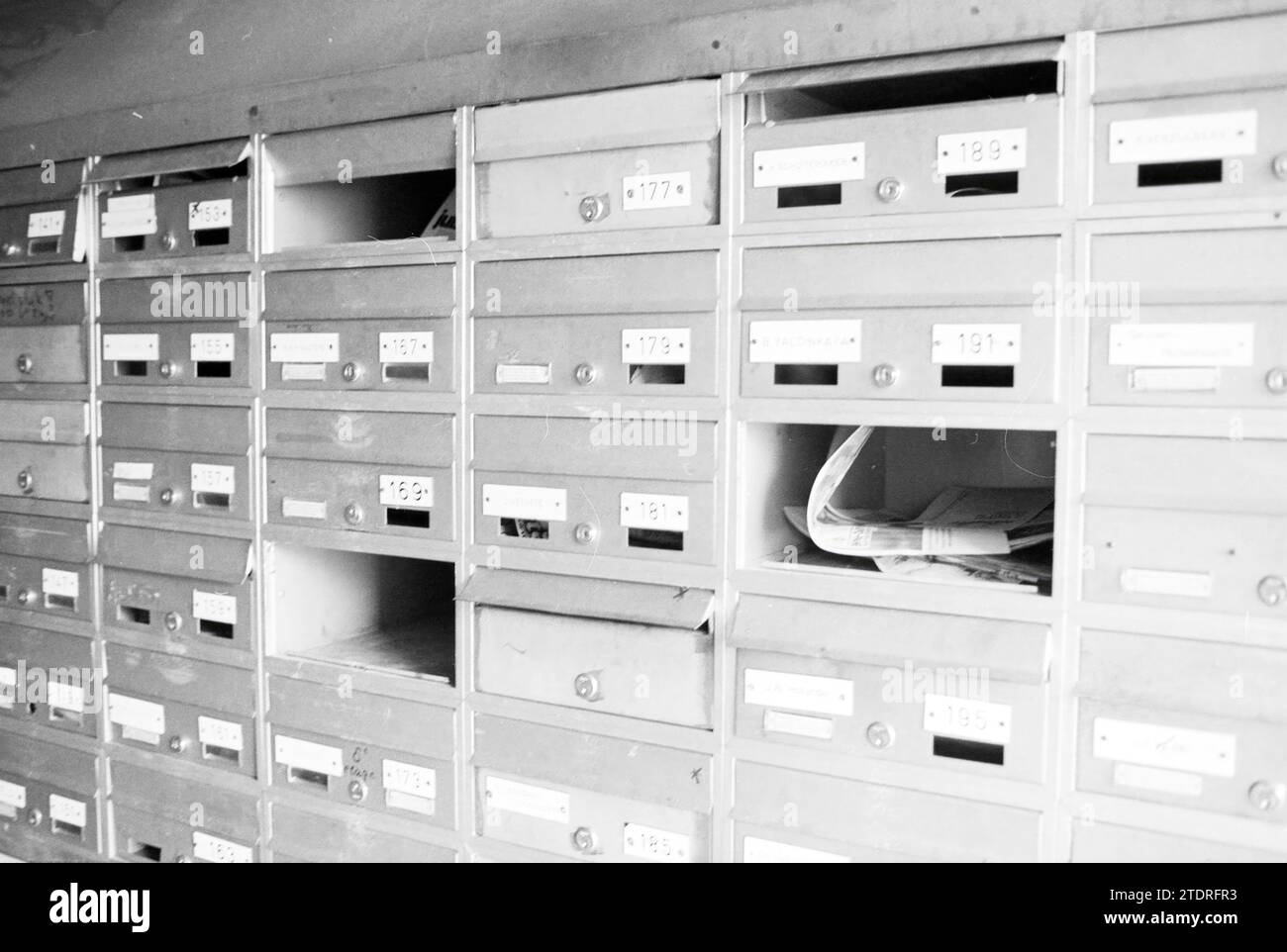 1982 building hi-res stock photography and images - Alamy