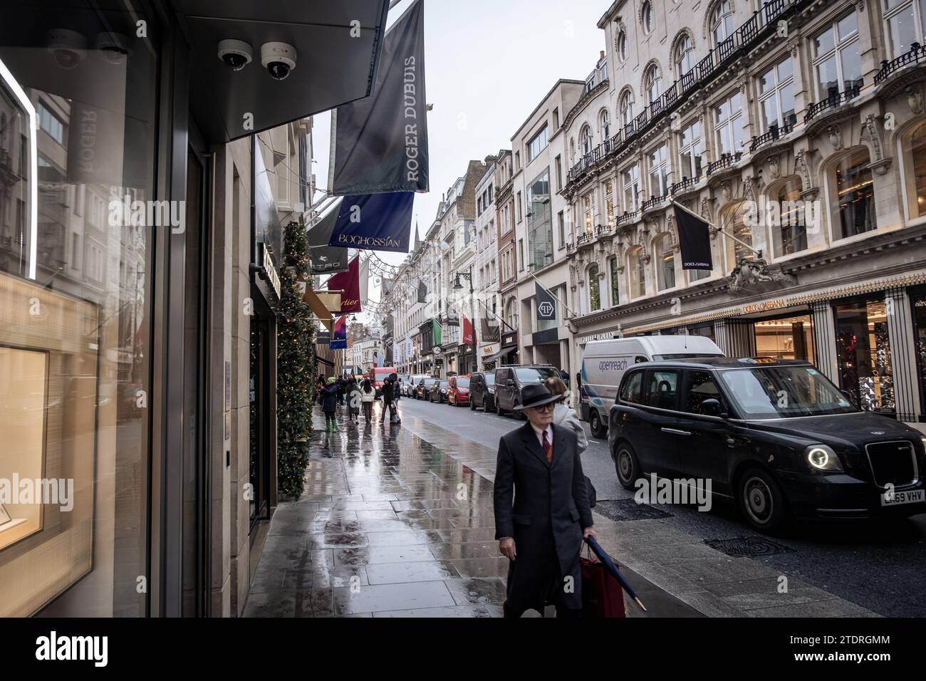 LONDON- DECEMBER 14, 2023: Bond Street shopping street scene- upmarket ...