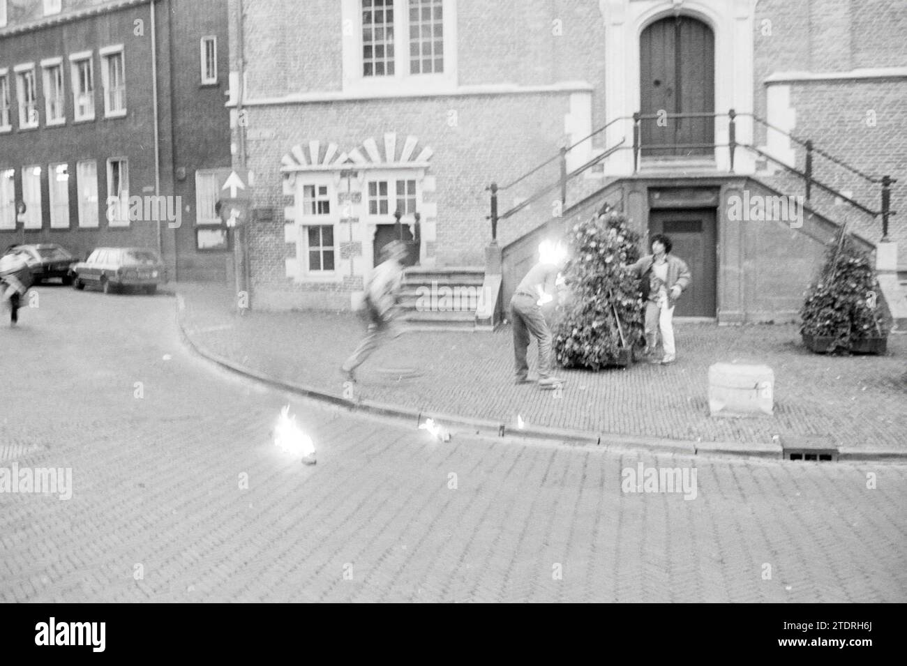 Hans bosshardt sets hi-res stock photography and images - Alamy