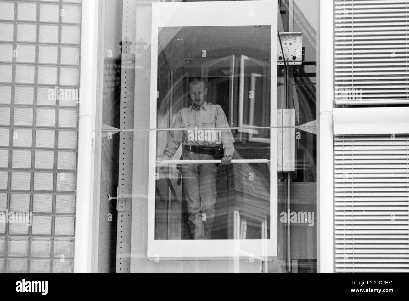 Detail photo of the new VSB bank location on Houtplein, Haarlem, 29-06 ...