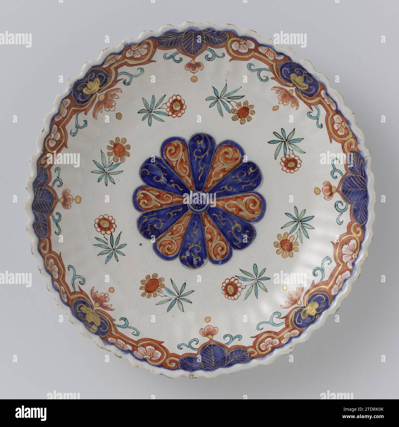 Scale of multi -colored Faïence, the Greek A, c. 1700 - c. 1725 Scale ...