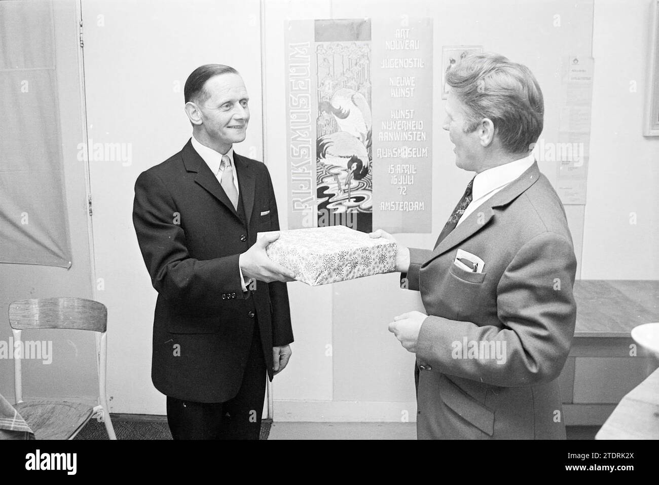 Report anniversary figee hi-res stock photography and images - Alamy