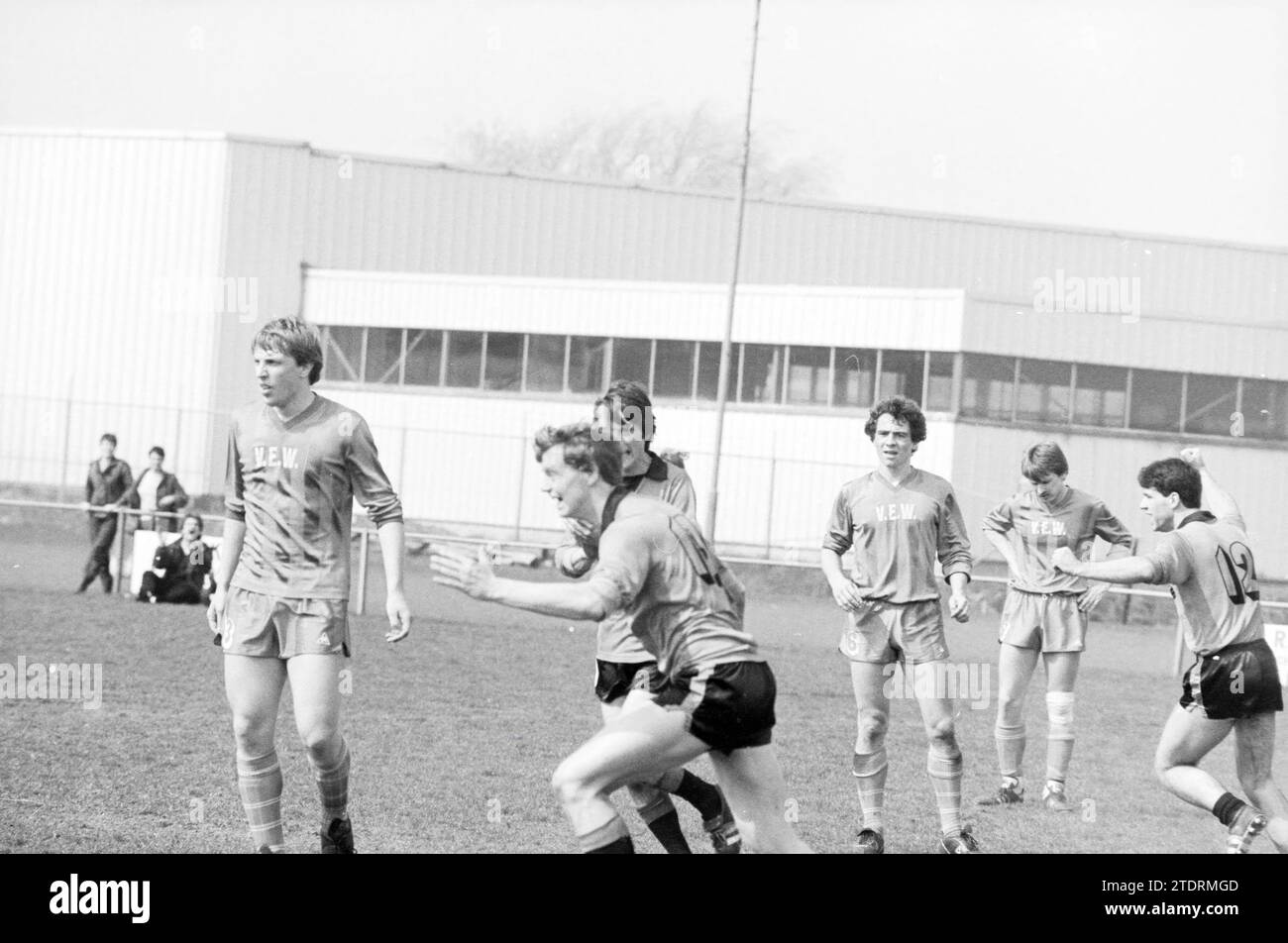 SIZO - VEW, Football, 15-04-1984, Whizgle News from the Past, Tailored ...