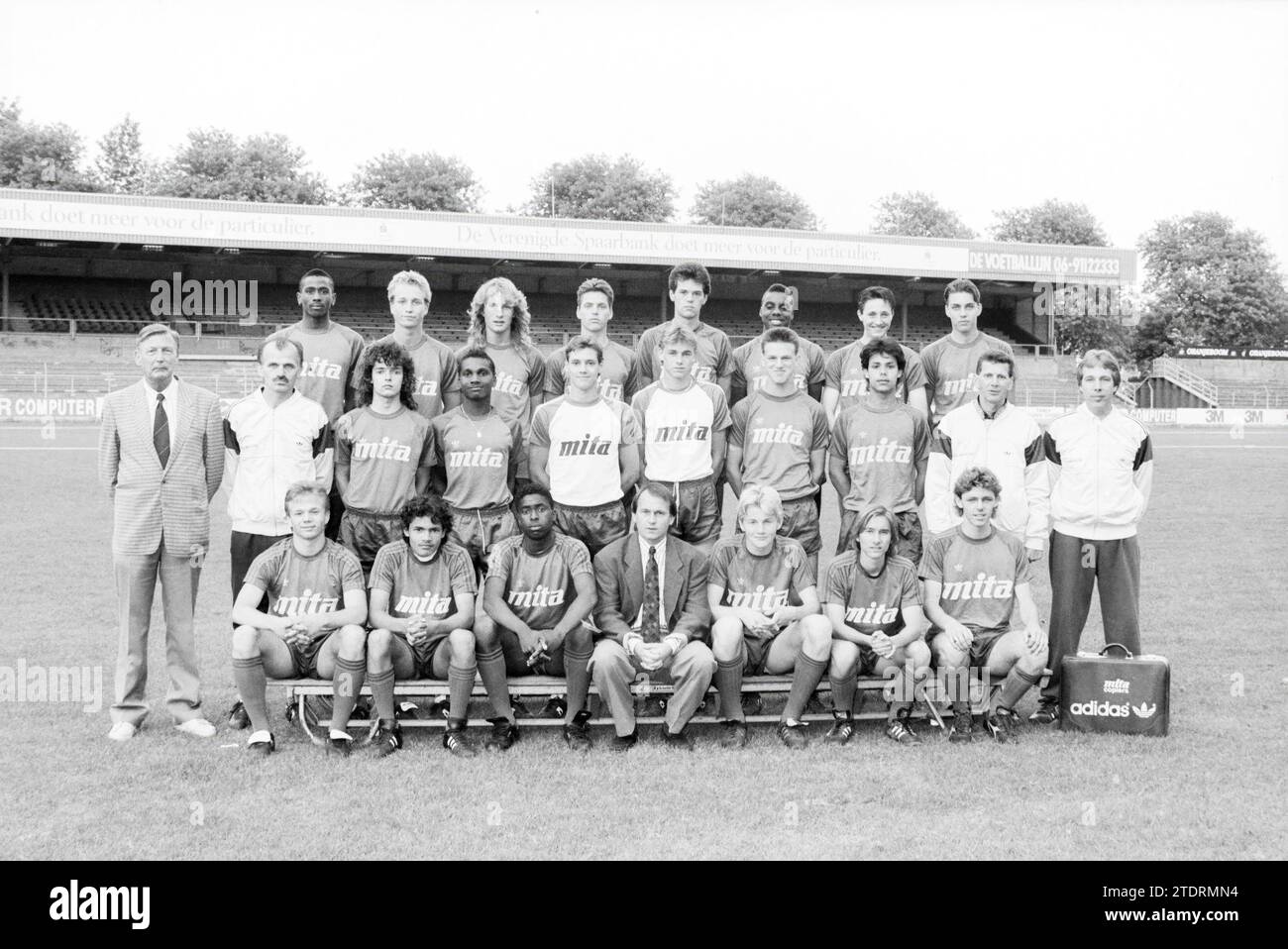 Team F.C. Haarlem, Football Team photos Haarlem, 02-06-1989, Whizgle ...