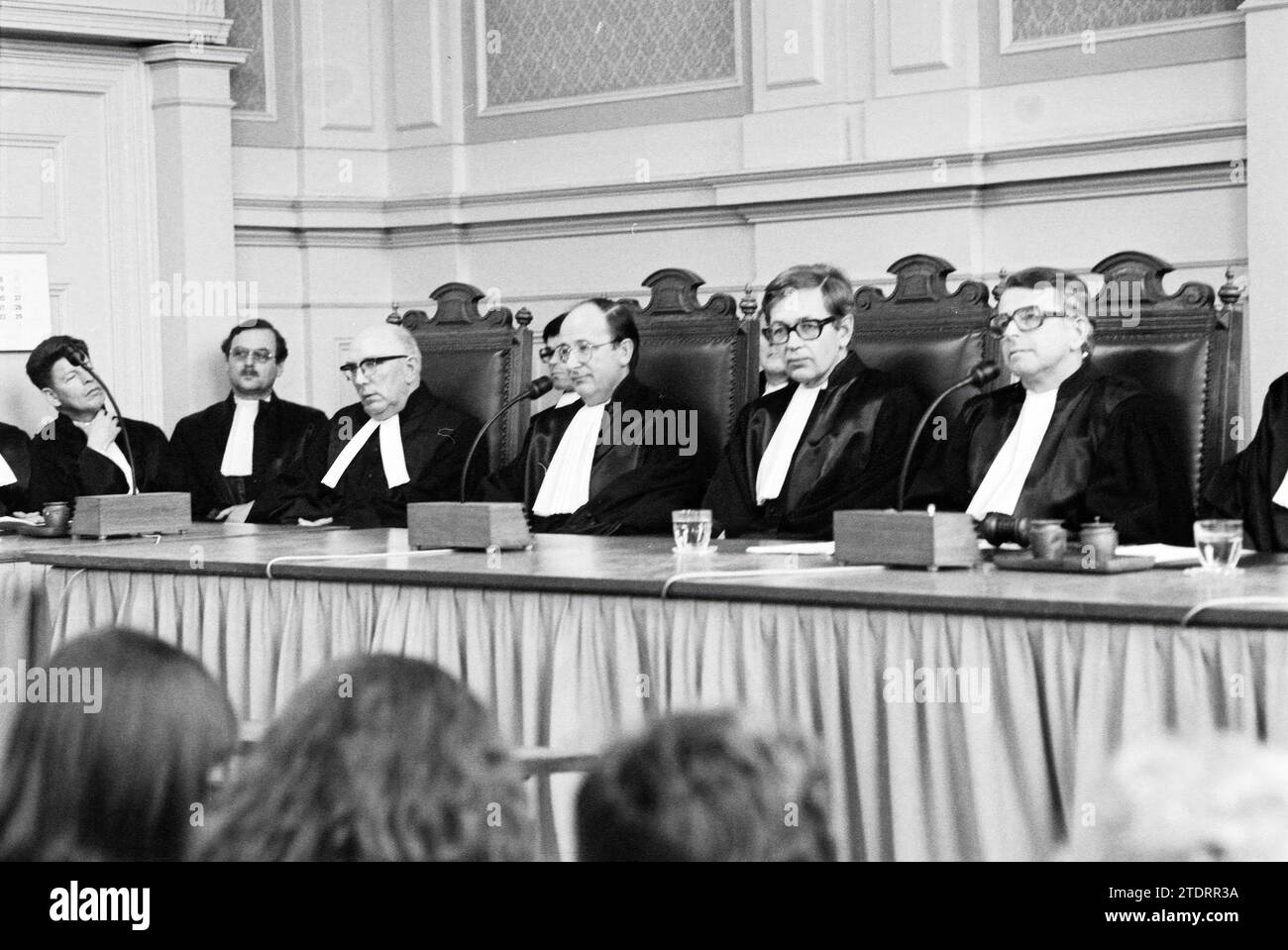 Installation judge mr hi-res stock photography and images - Alamy
