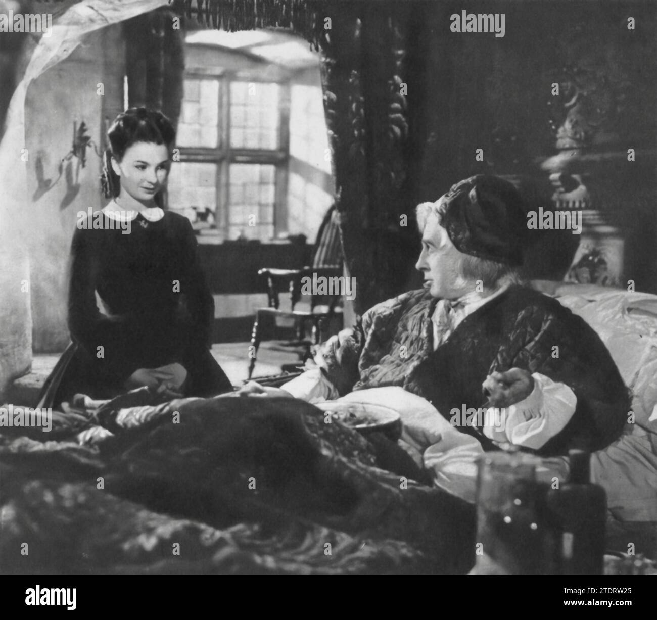 Jean Simmons and Derrick De Marney star in the Gothic thriller 'Uncle ...