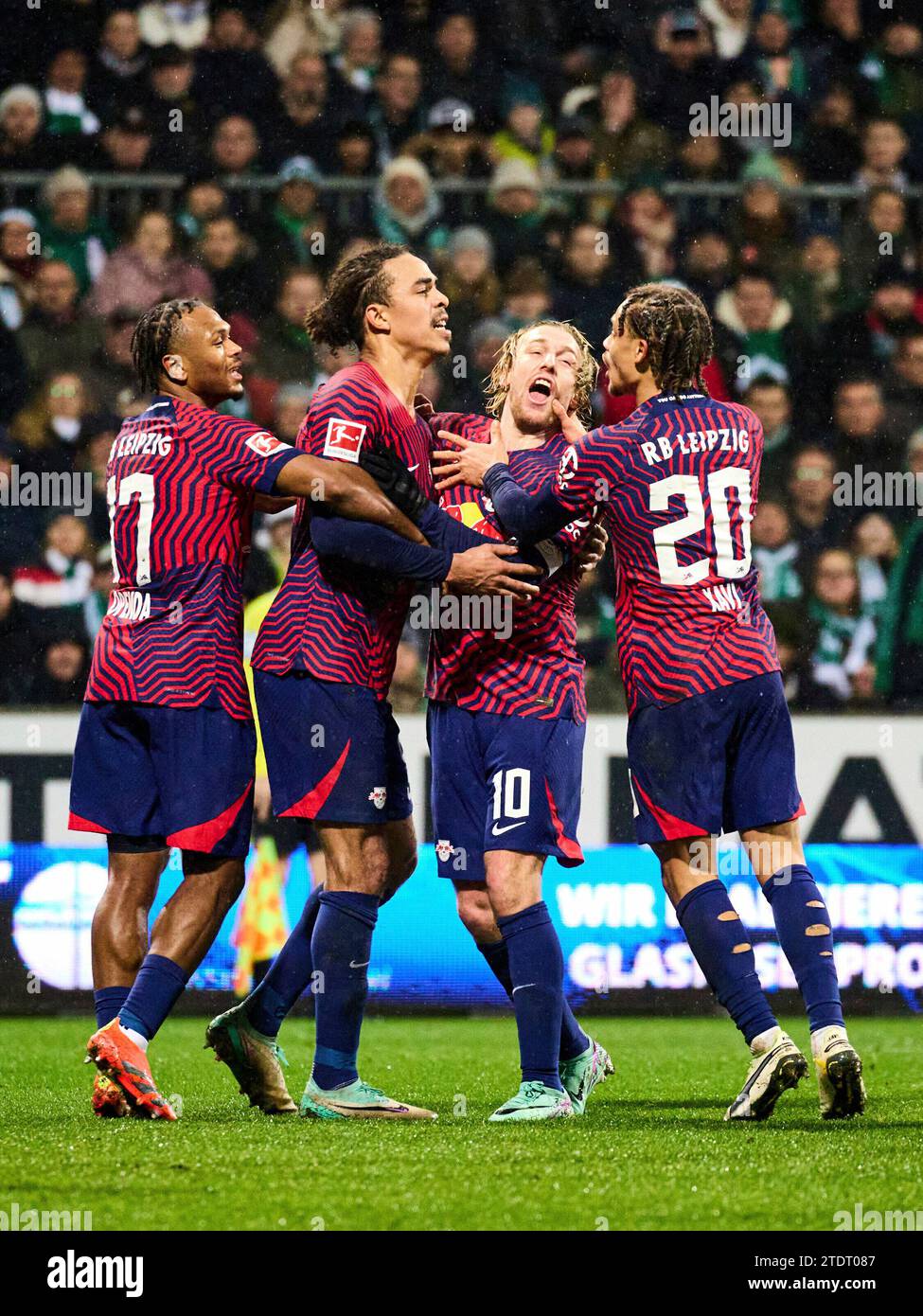 Bremen, Deutschland. 19th Dec, 2023. Leider zu frueh gefreut, das Tor ...