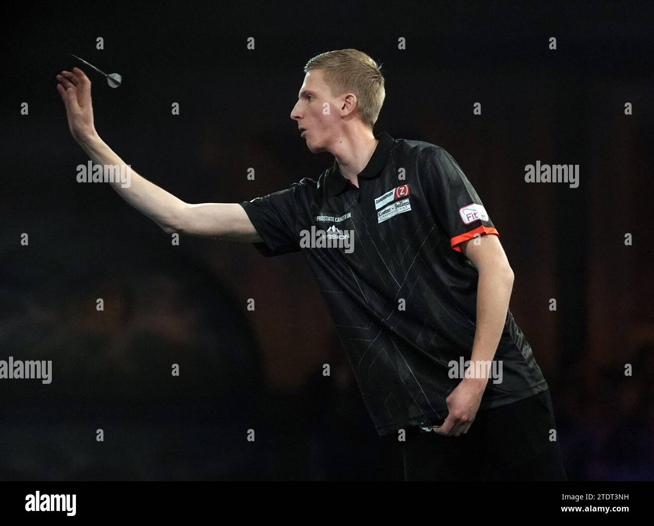 Wessel Nijman in action against Steve Beaton (not pictured) on day five ...