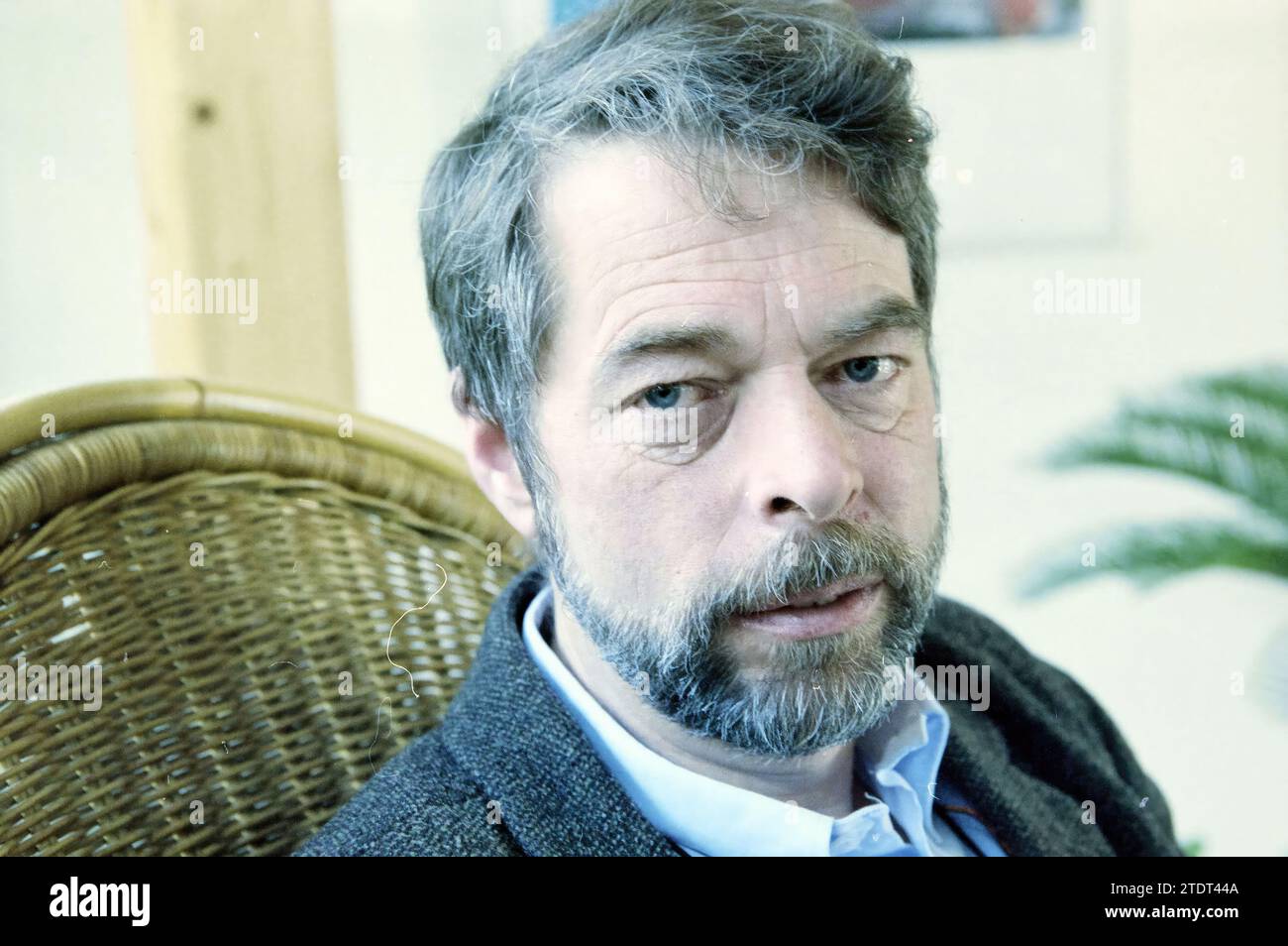 Stef van der Kluit .., 15-02-2000, Whizgle News from the Past, Tailored ...