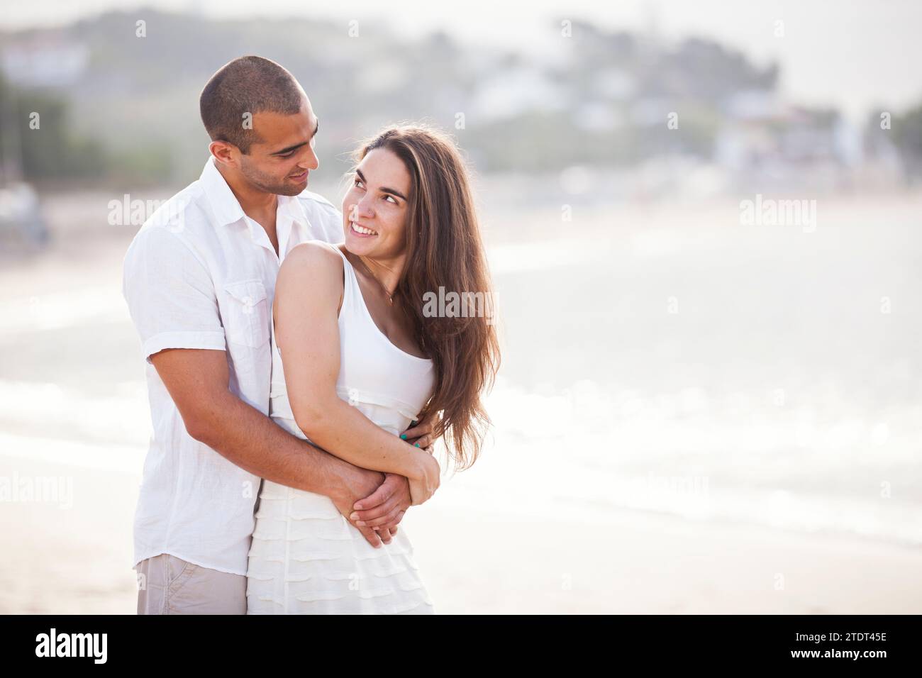 Passionate couple embrace hi-res stock photography and images - Alamy