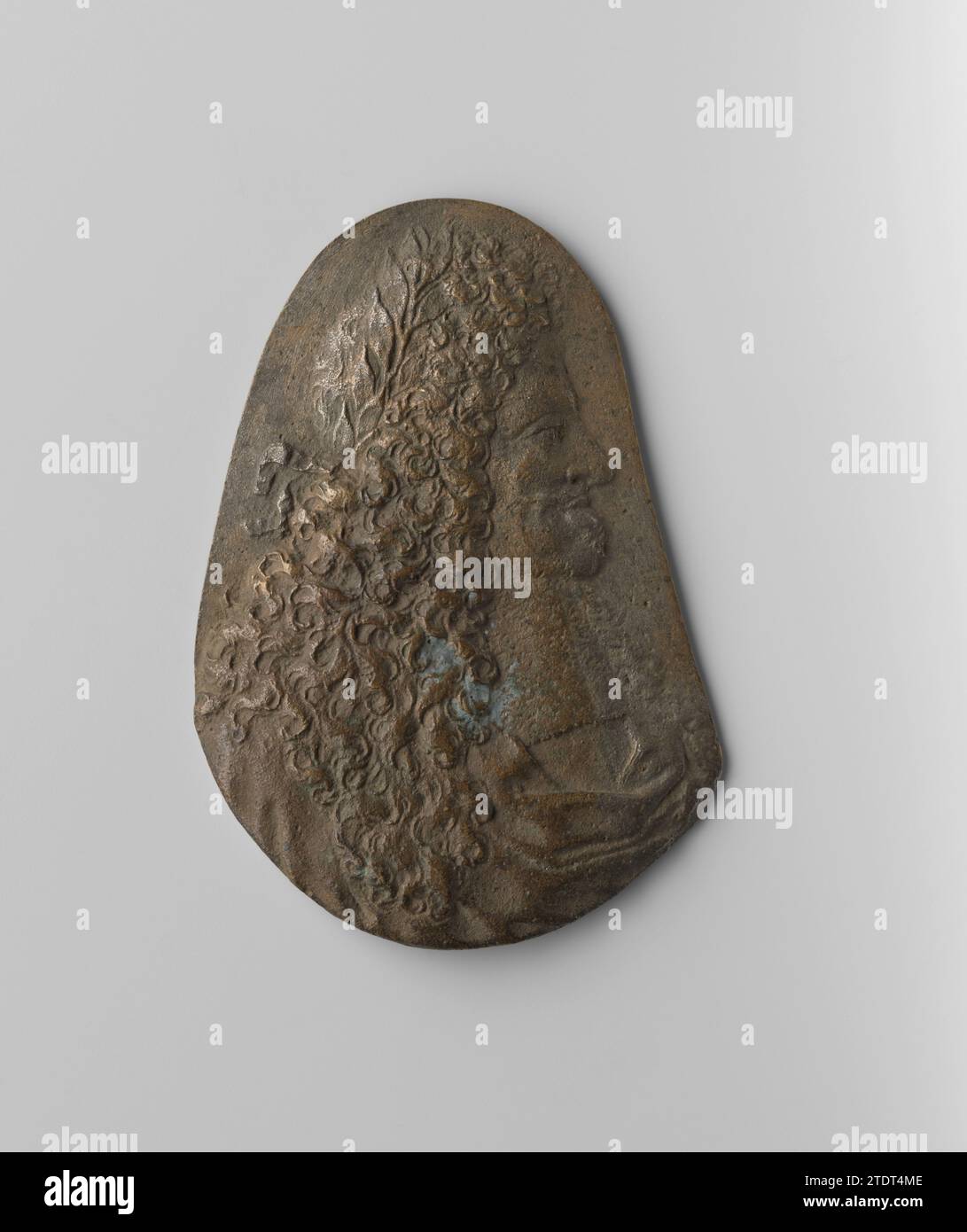 Louis XIV, 1750 - 1875 Cast copper plate on which the bust of Louis XIV ...
