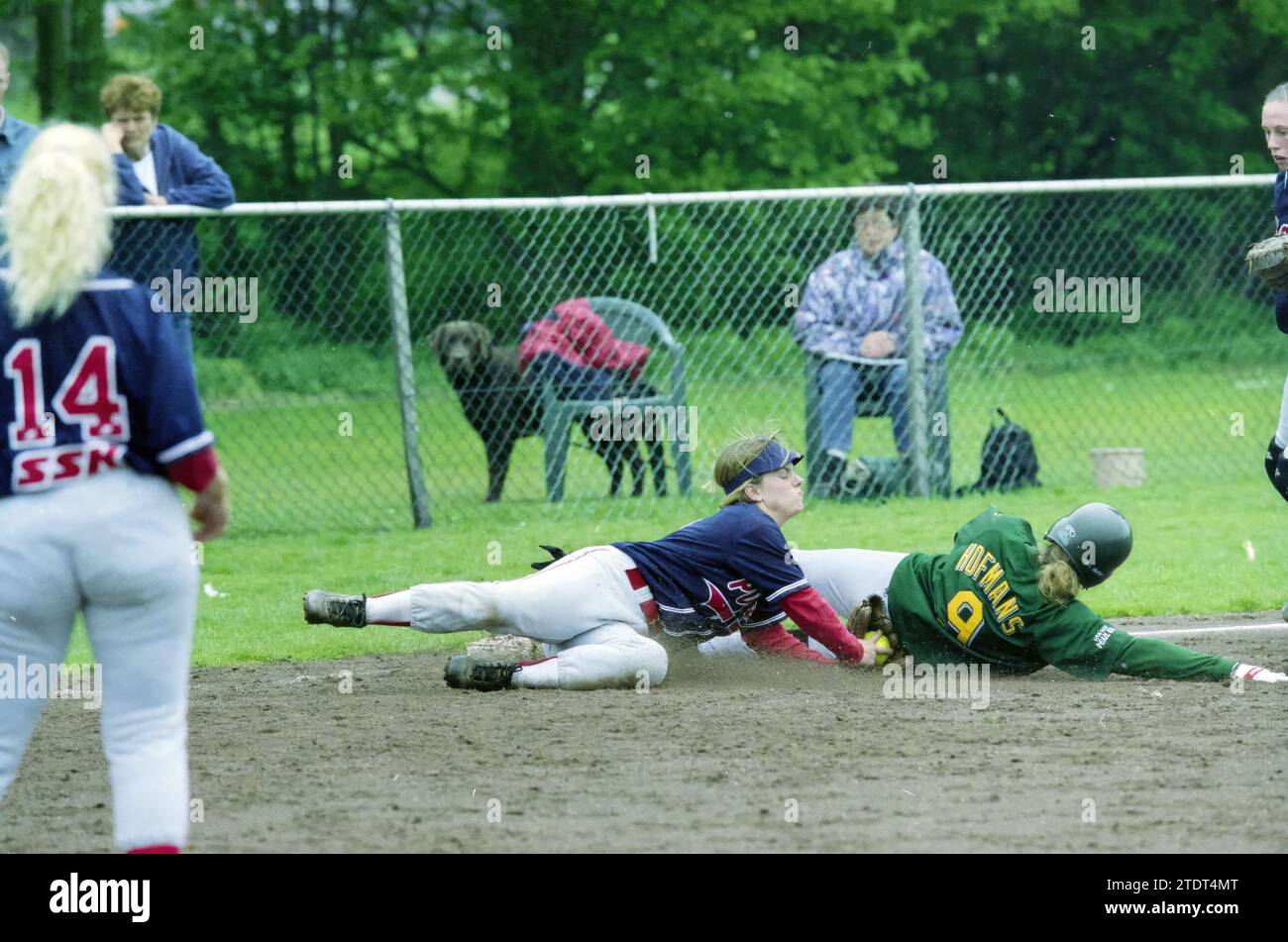 Softball, DSC - Pirates, 25-04-2003, Whizgle News from the Past ...