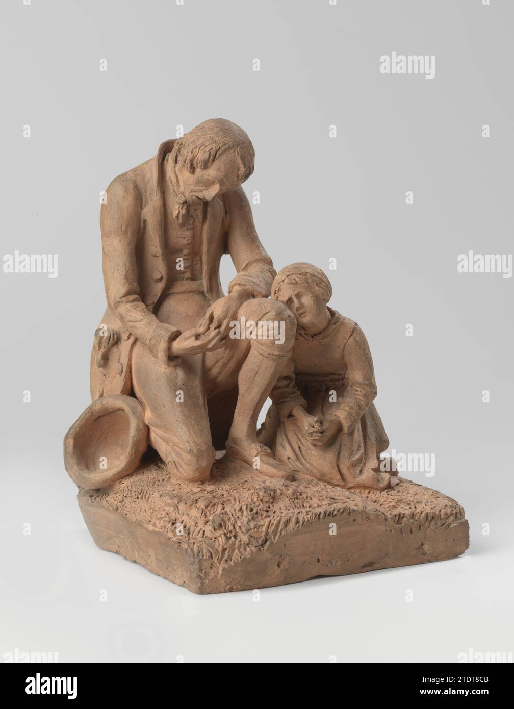 Mourning father sculpture hi-res stock photography and images - Alamy
