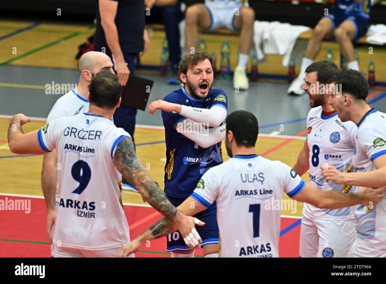Karlovy Vary, Czech Republic. 19th Dec, 2023. Arkas players enjoy a ...