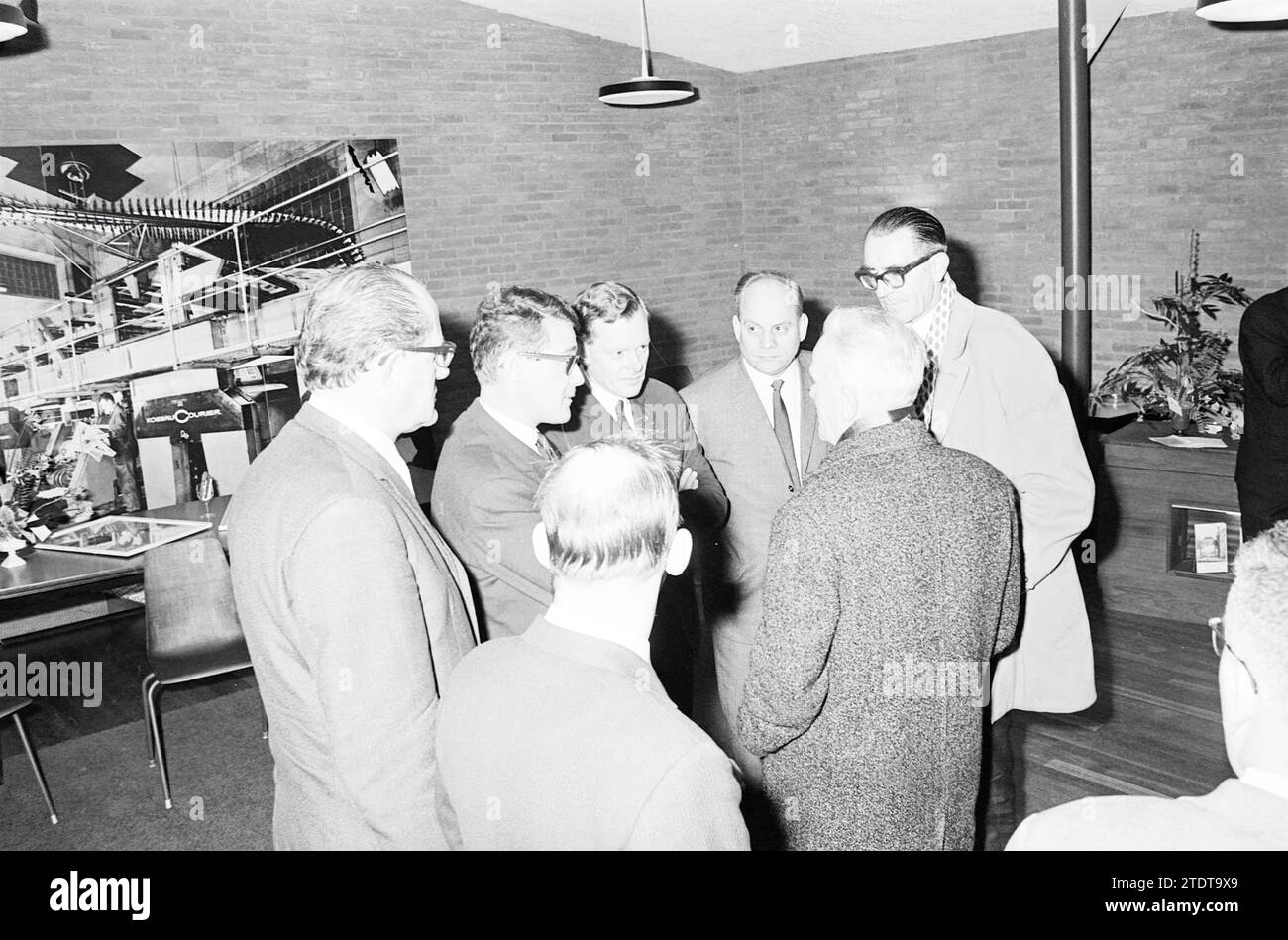 December 1966 events hi-res stock photography and images - Alamy