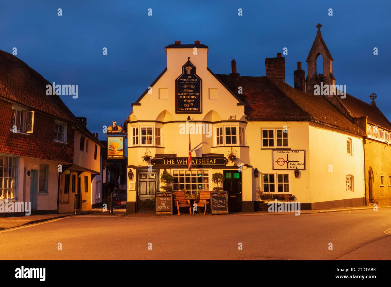 England, West Sussex, Midhurst, The Historic 17th century Wheatheaf Pub ...