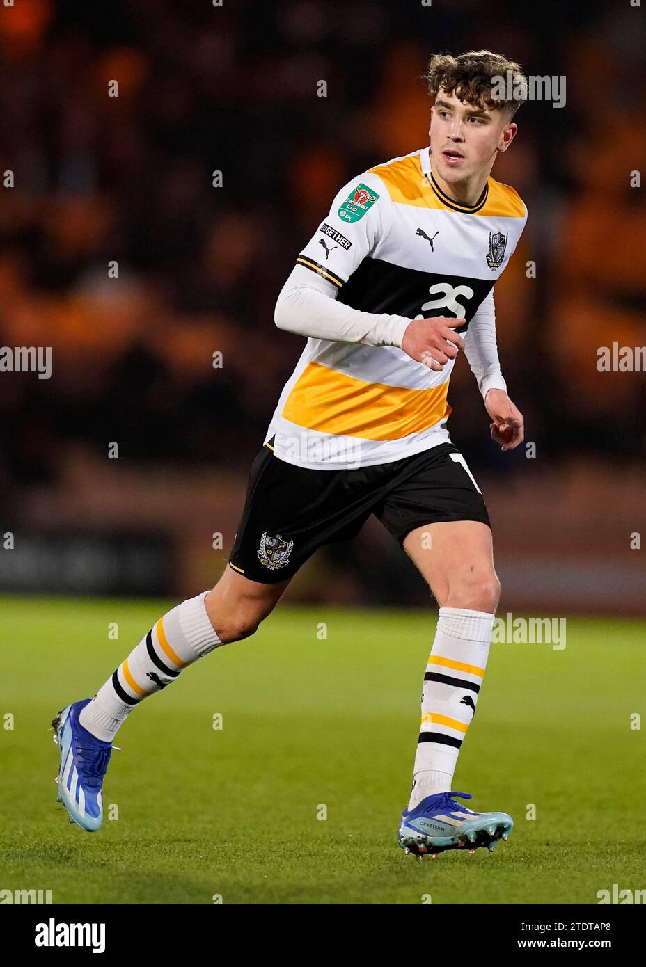 Burslem, UK. 19th Dec, 2023. Oliver Arblaster of Port Vale during the ...