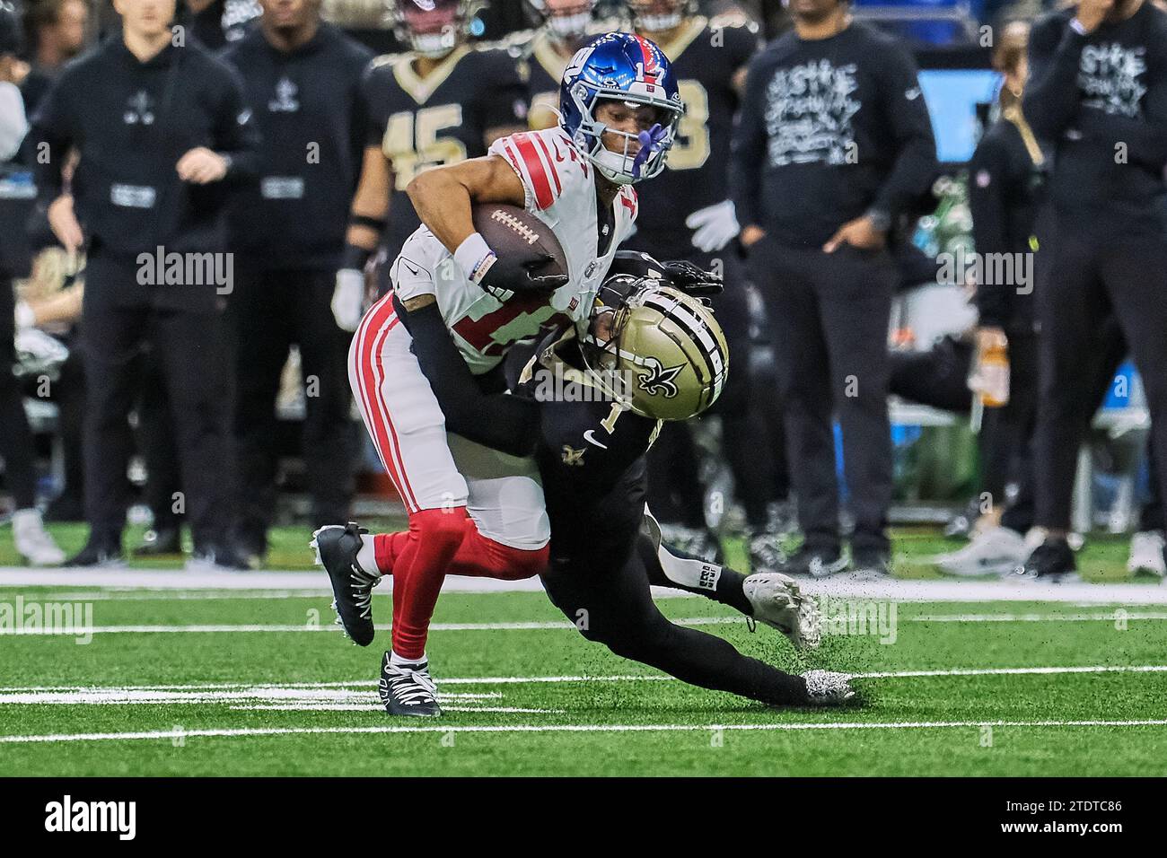 New Orleans, Louisiana, USA. 19th Dec, 2023. (left to right) New York ...