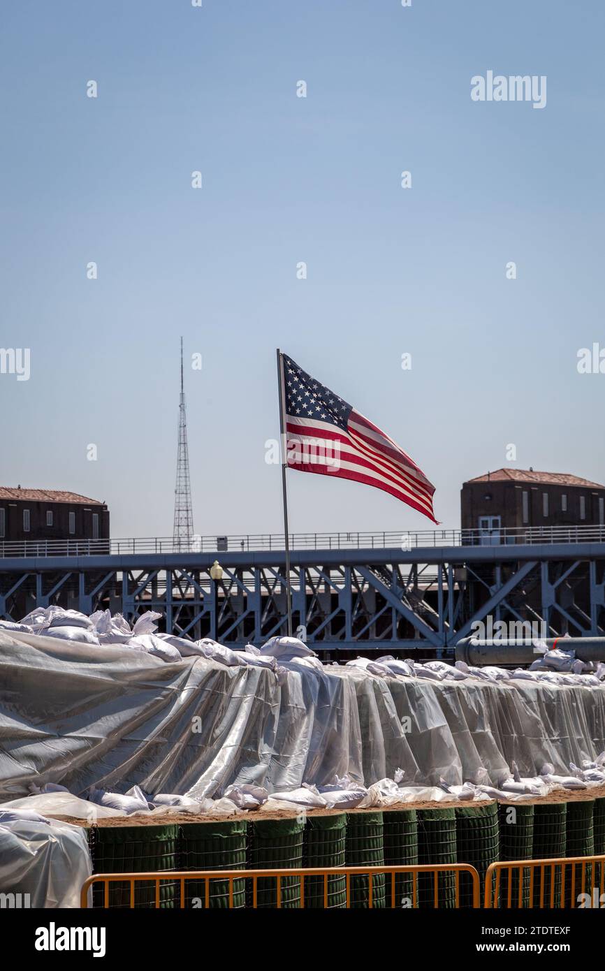 Temporary flood wall installed to to keep a river out of the city Stock ...