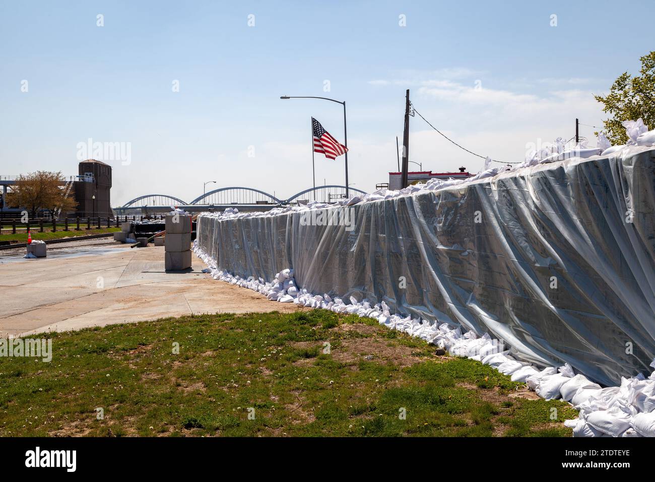 Flood wall hi-res stock photography and images - Alamy